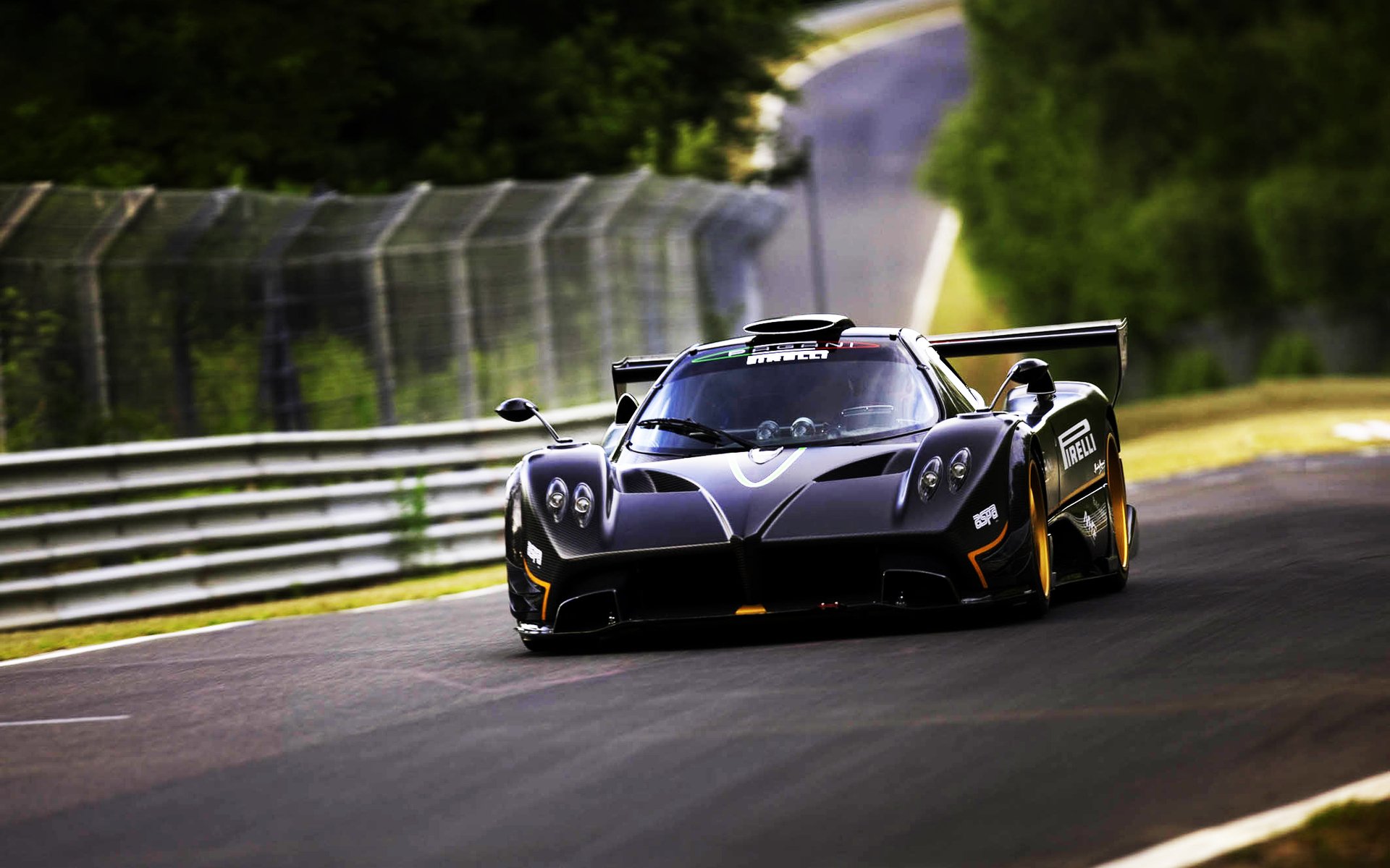 Download Vehicle Pagani HD Wallpaper