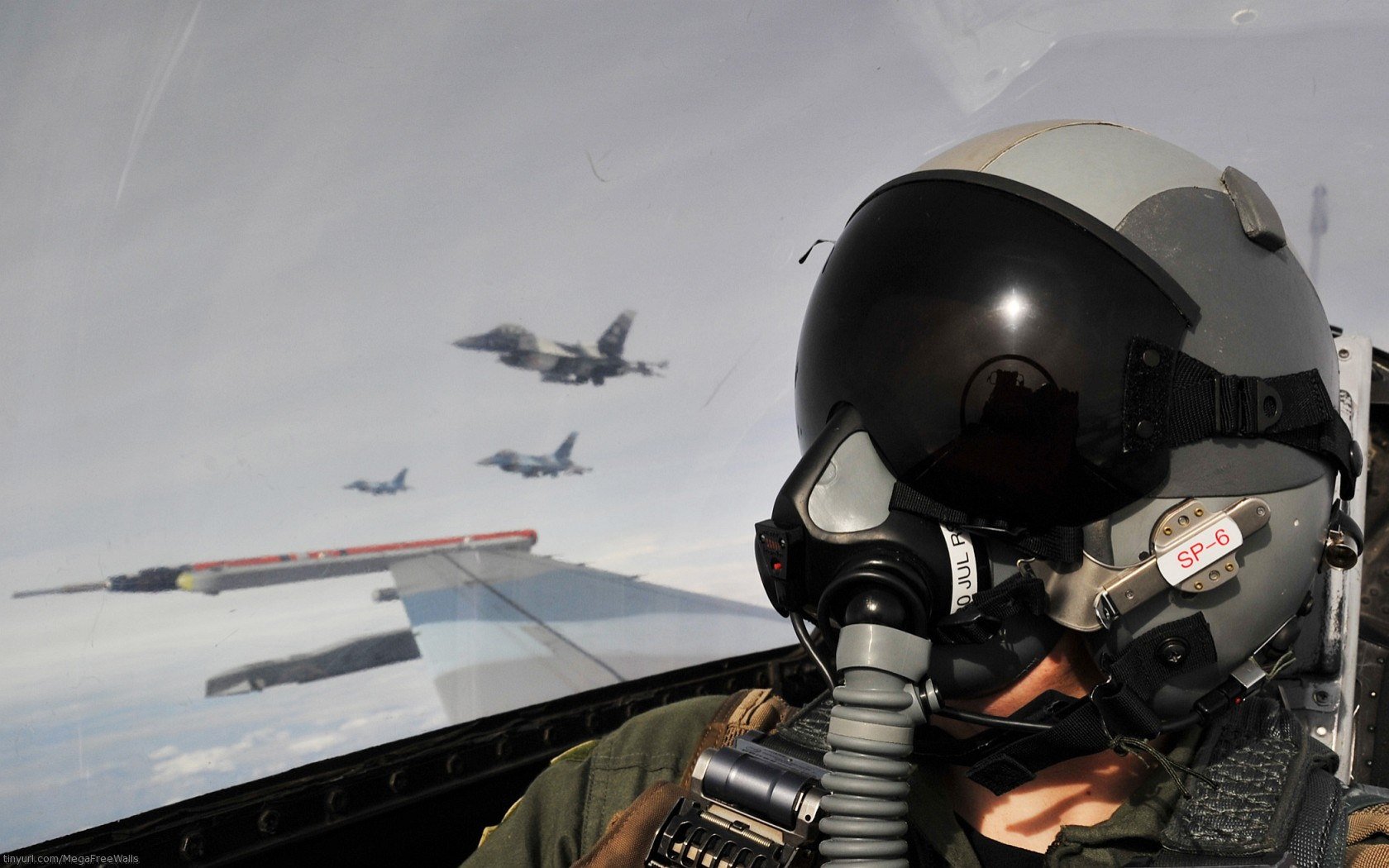 Download Military General Dynamics F-16 Fighting Falcon Wallpaper ...