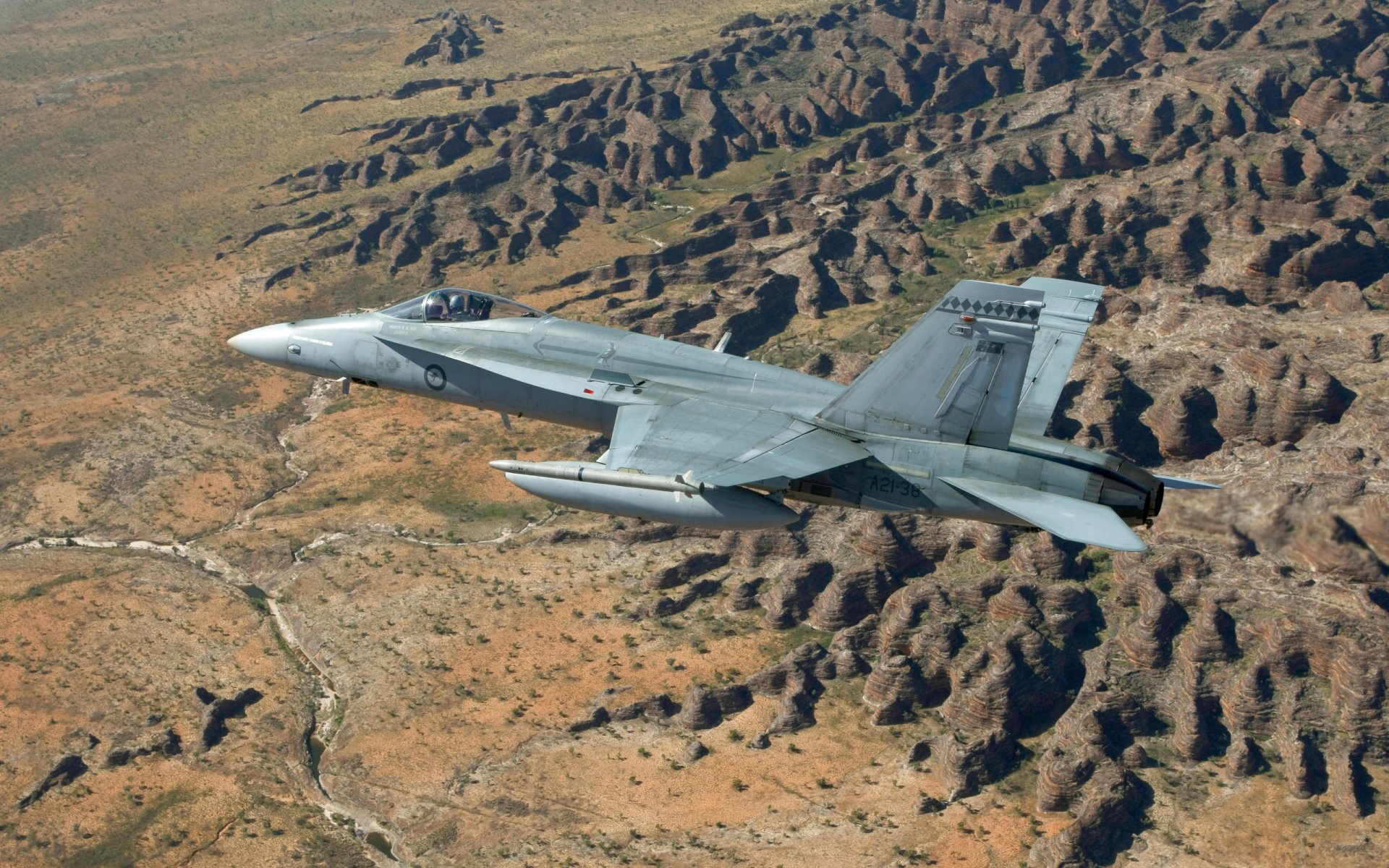 Download Military Mcdonnell Douglas F A 18 Hornet Hd Wallpaper