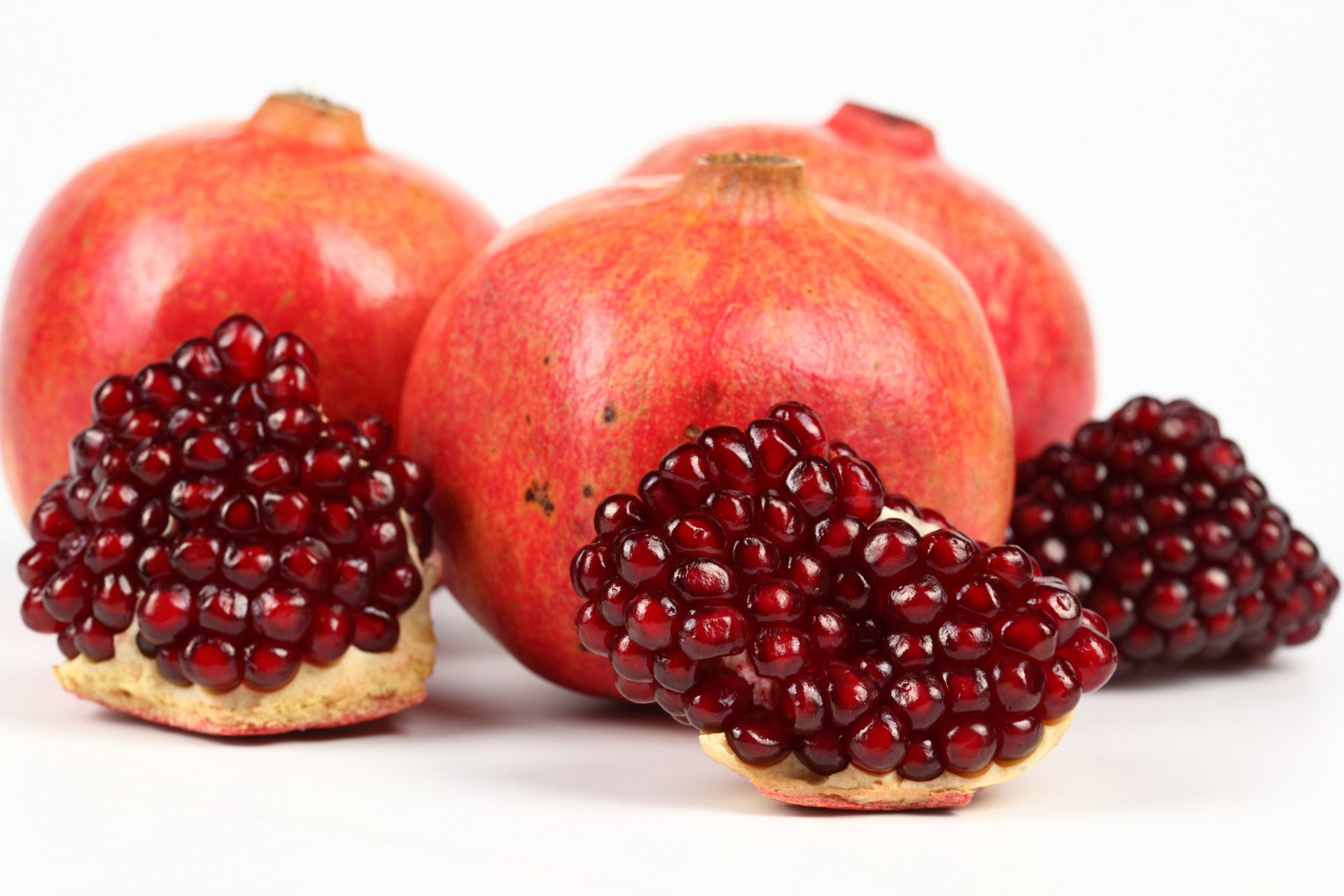 Download Food Pomegranate 4k Ultra HD Wallpaper