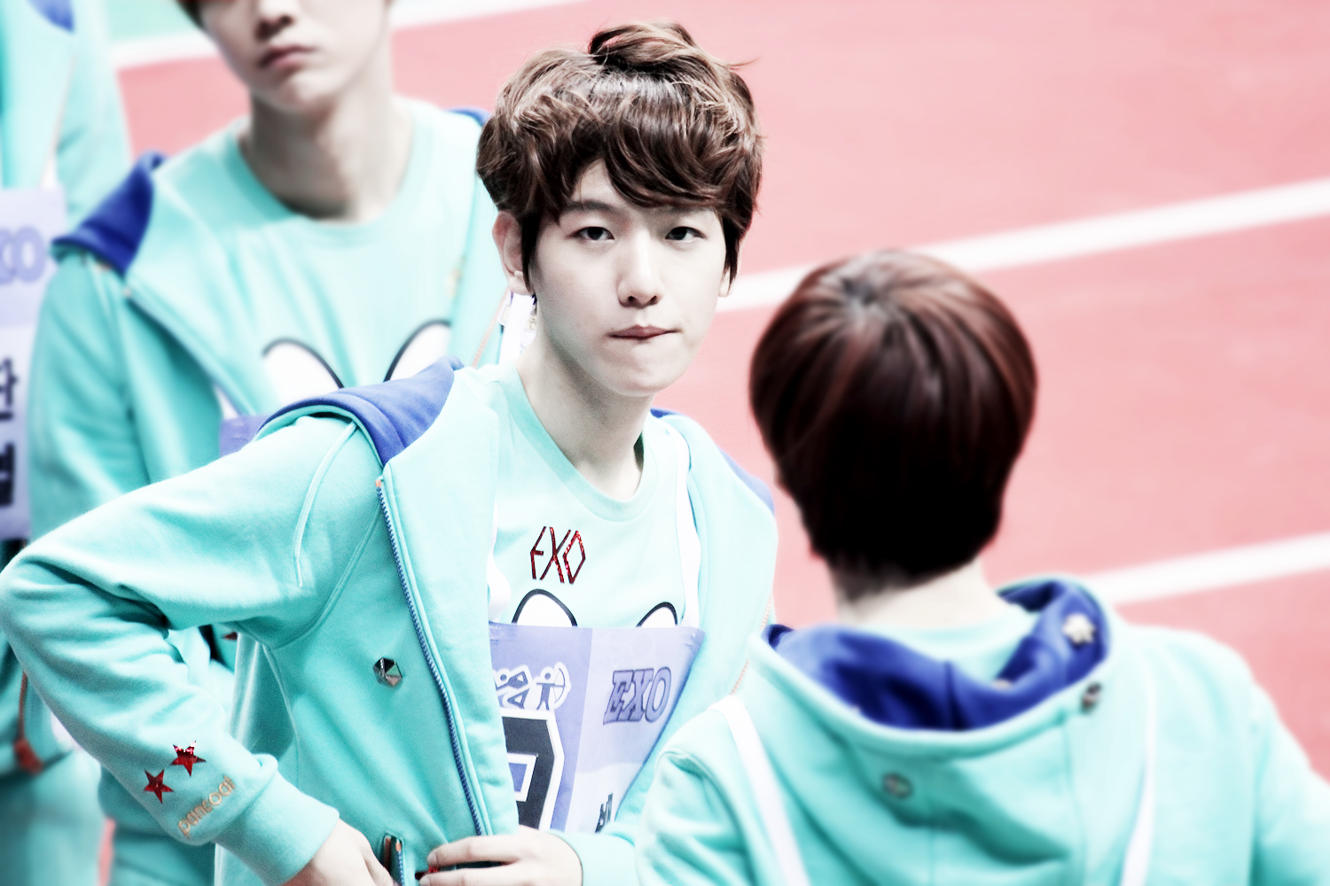 EXO Vibes: HD Music Moments in Motion