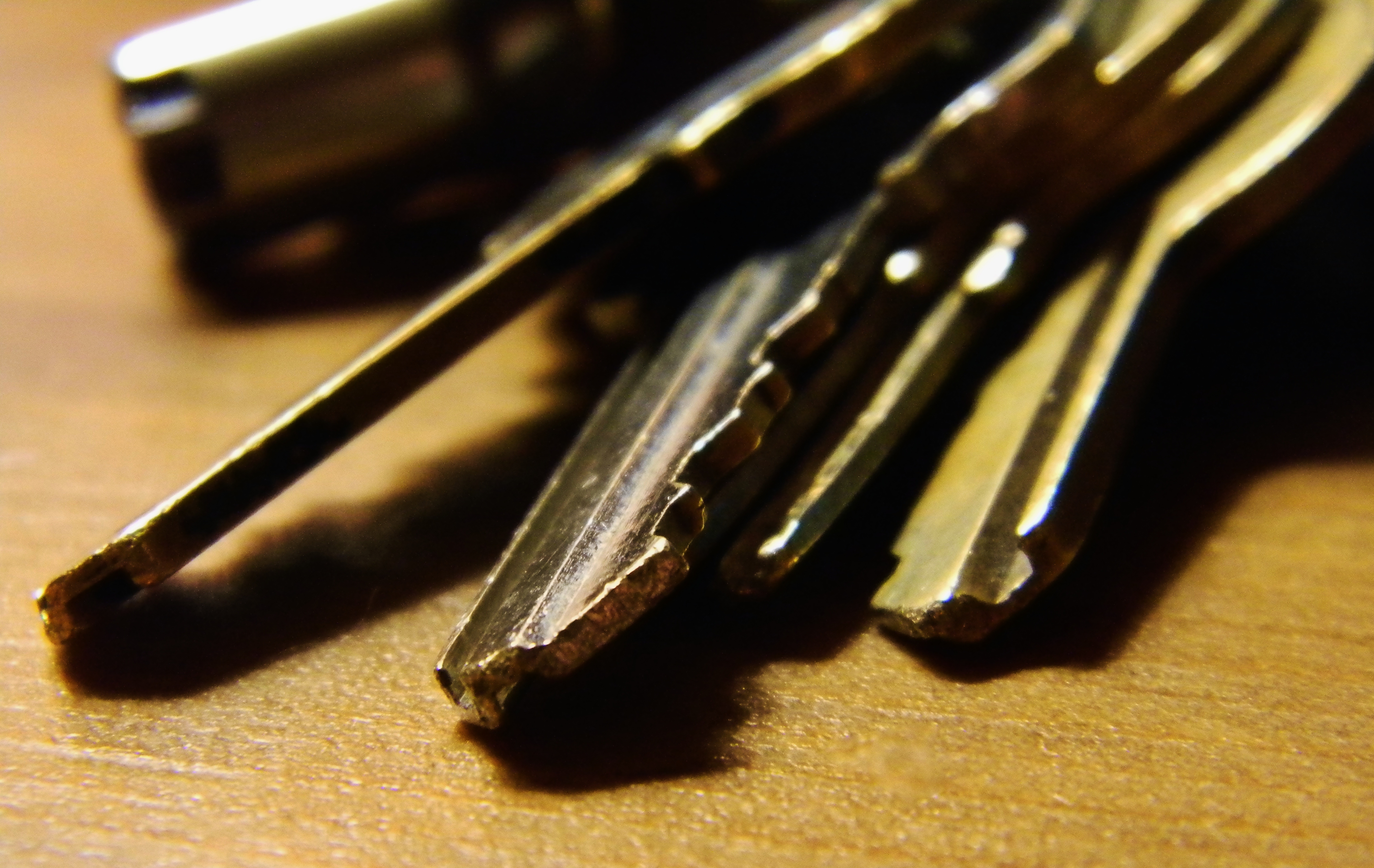 Download Man Made Key 4k Ultra HD Wallpaper