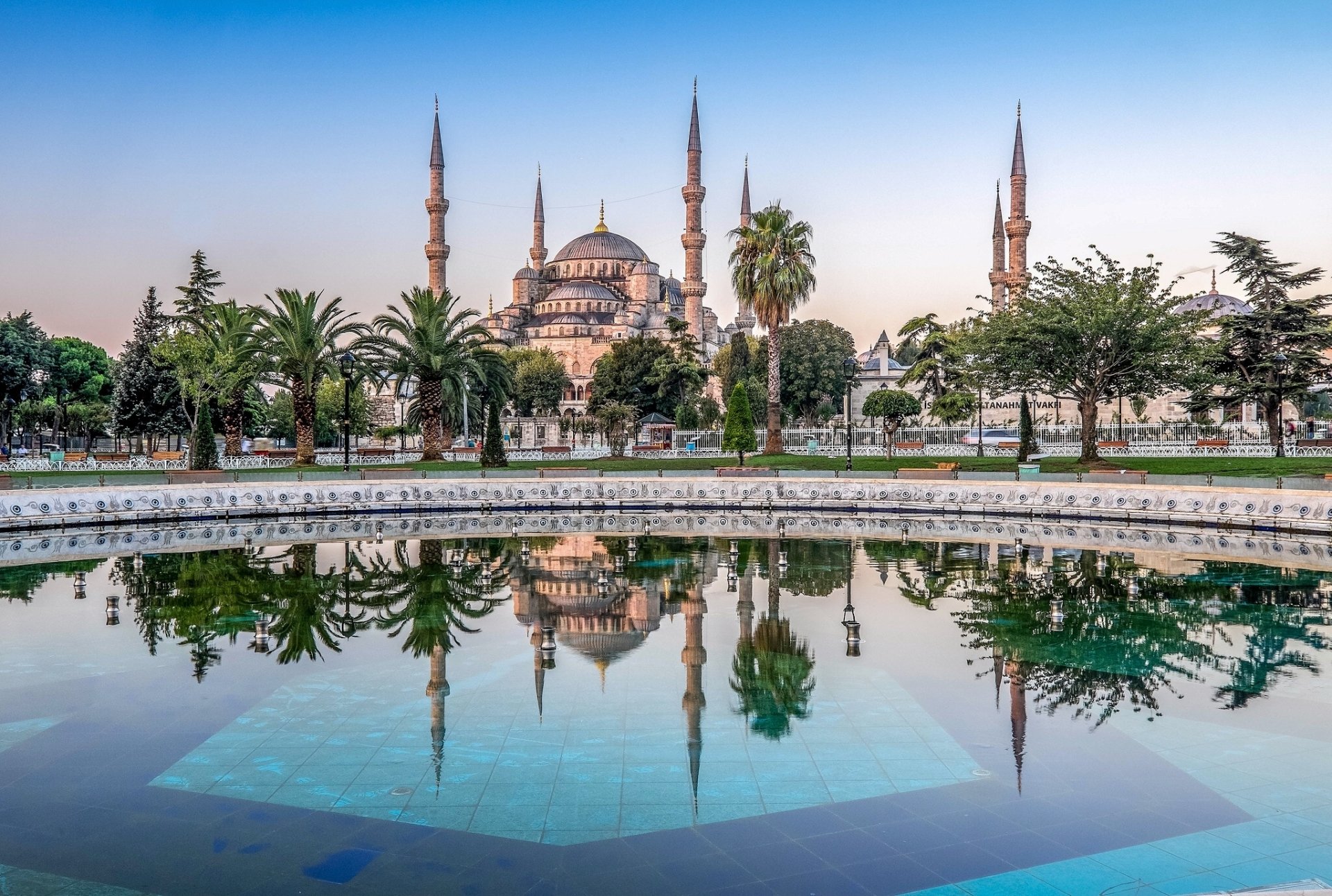 Sultan Ahmed Mosque Istanbul HD Wallpaper – Stunning Turkish Religious ...