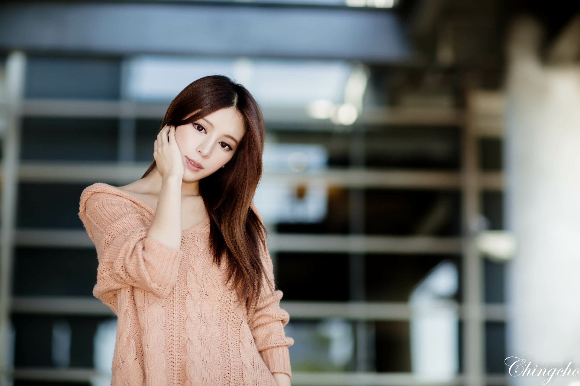 Stunning Taiwanese Portrait: Julie Chang in 4K Ultra HD by Chingcho Chang