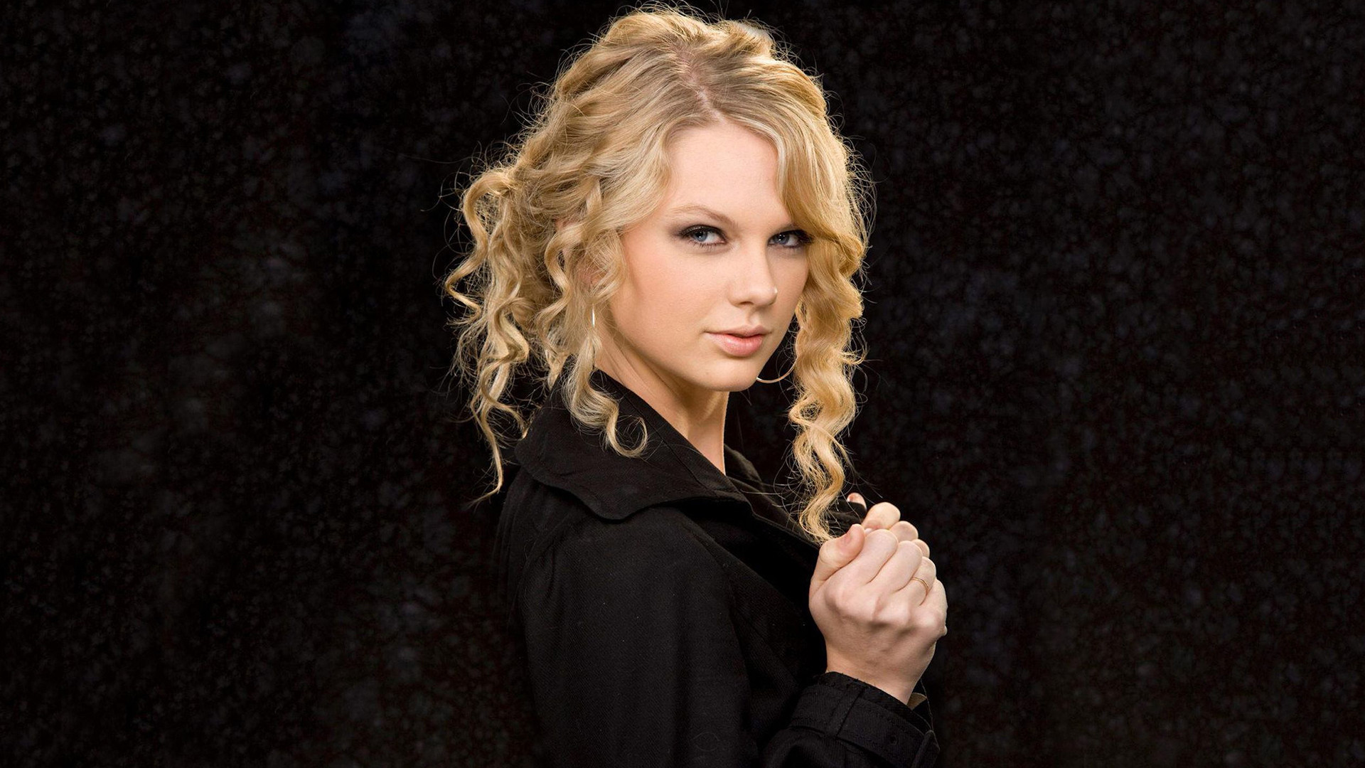 Download Music Taylor Swift HD Wallpaper