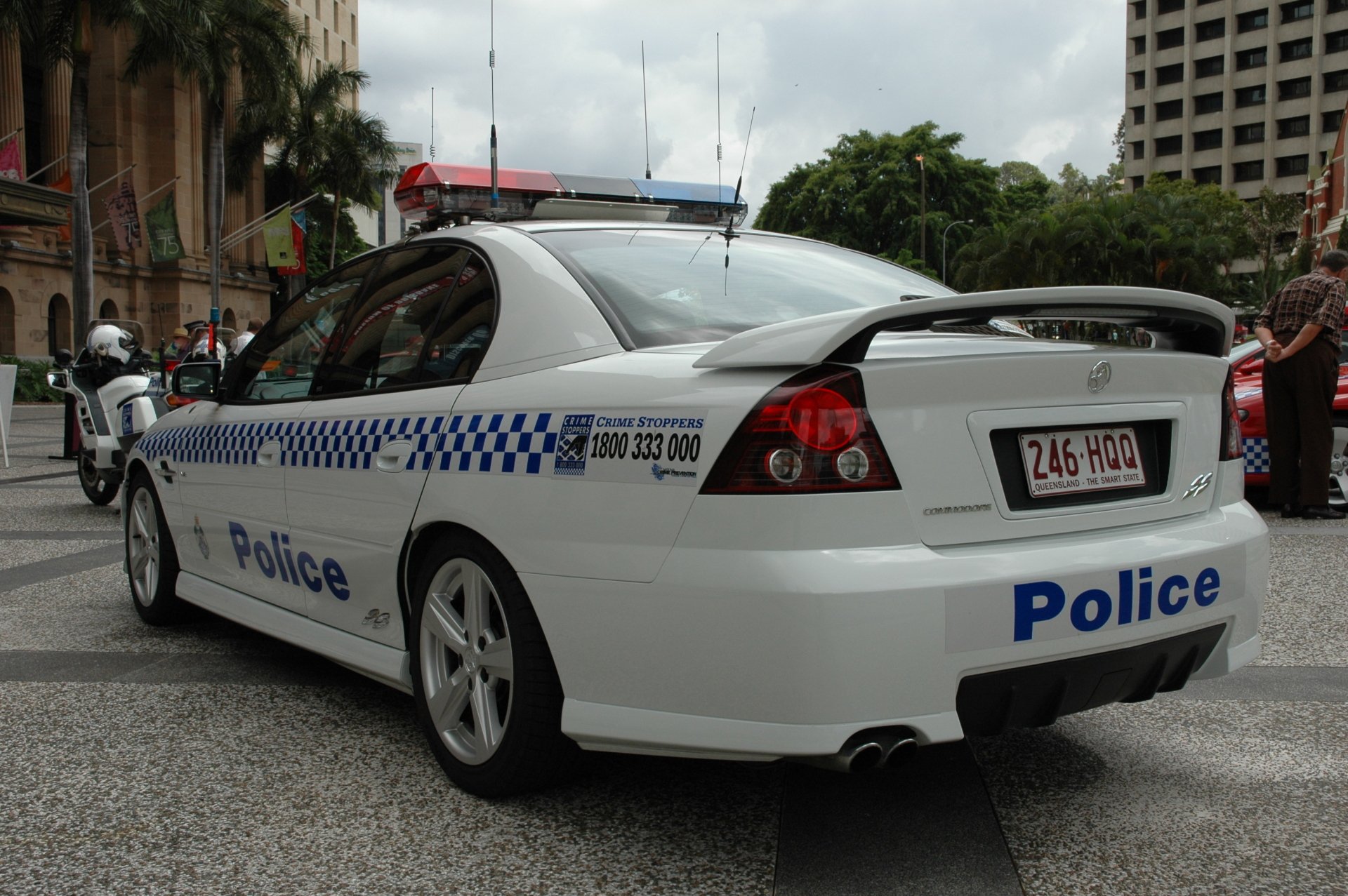 Download Holden Car Vehicle Police HD Wallpaper | 3008x2000 | Wallpaper ...