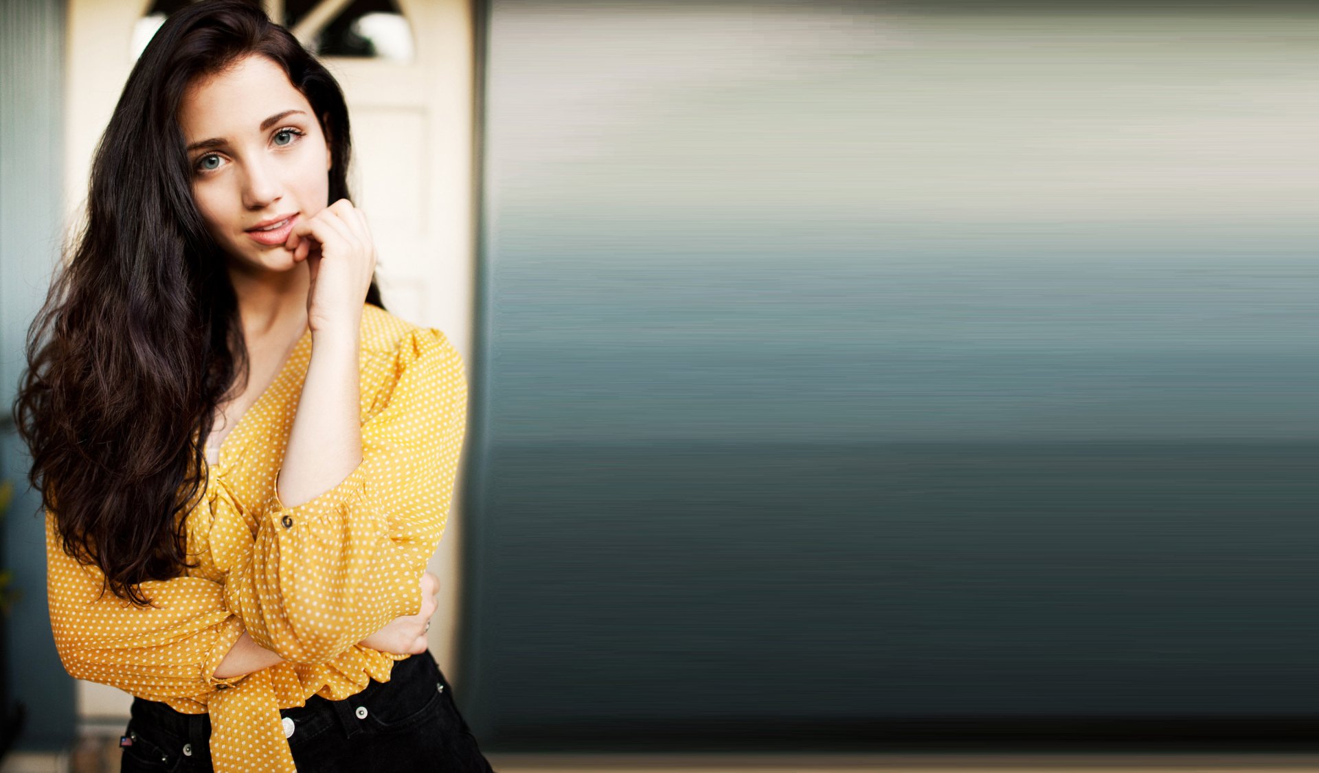 Download Woman Emily Rudd HD Wallpaper