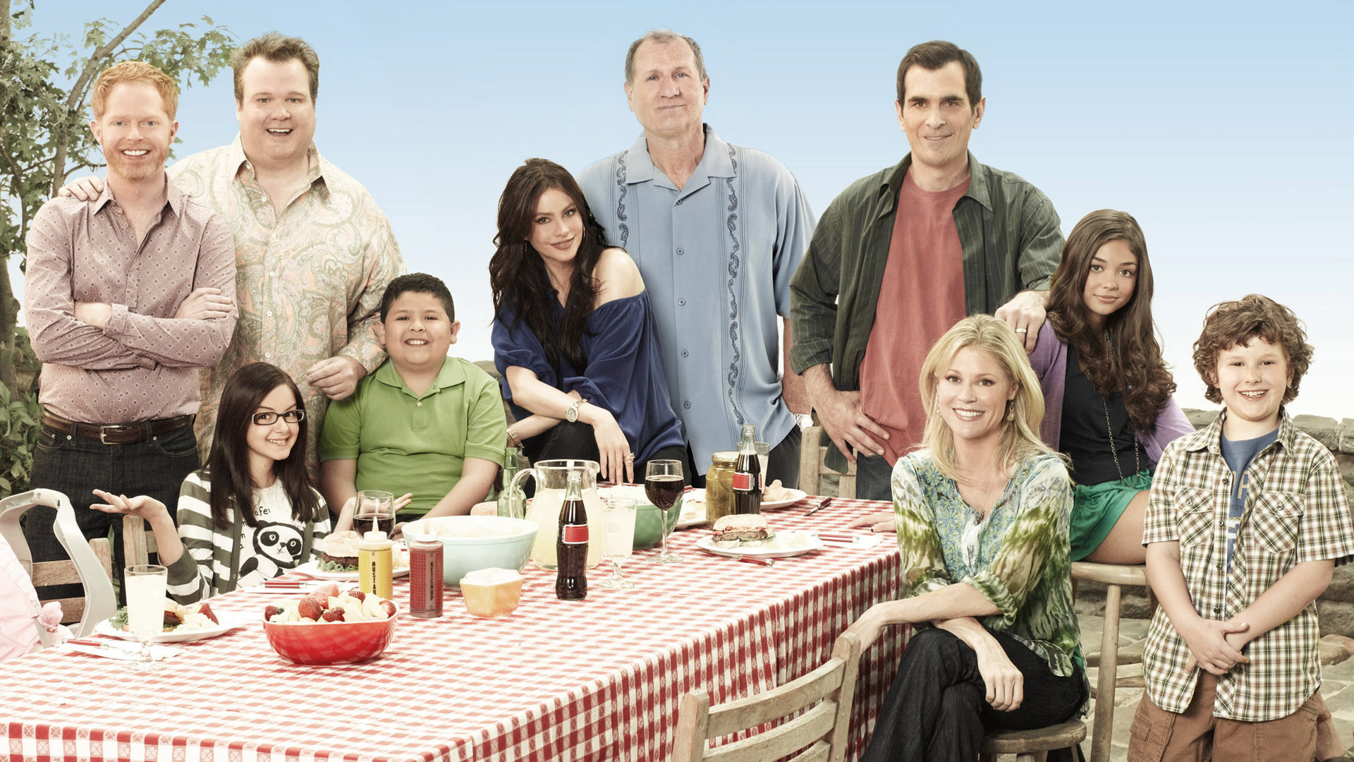 Download TV Show Modern Family HD Wallpaper