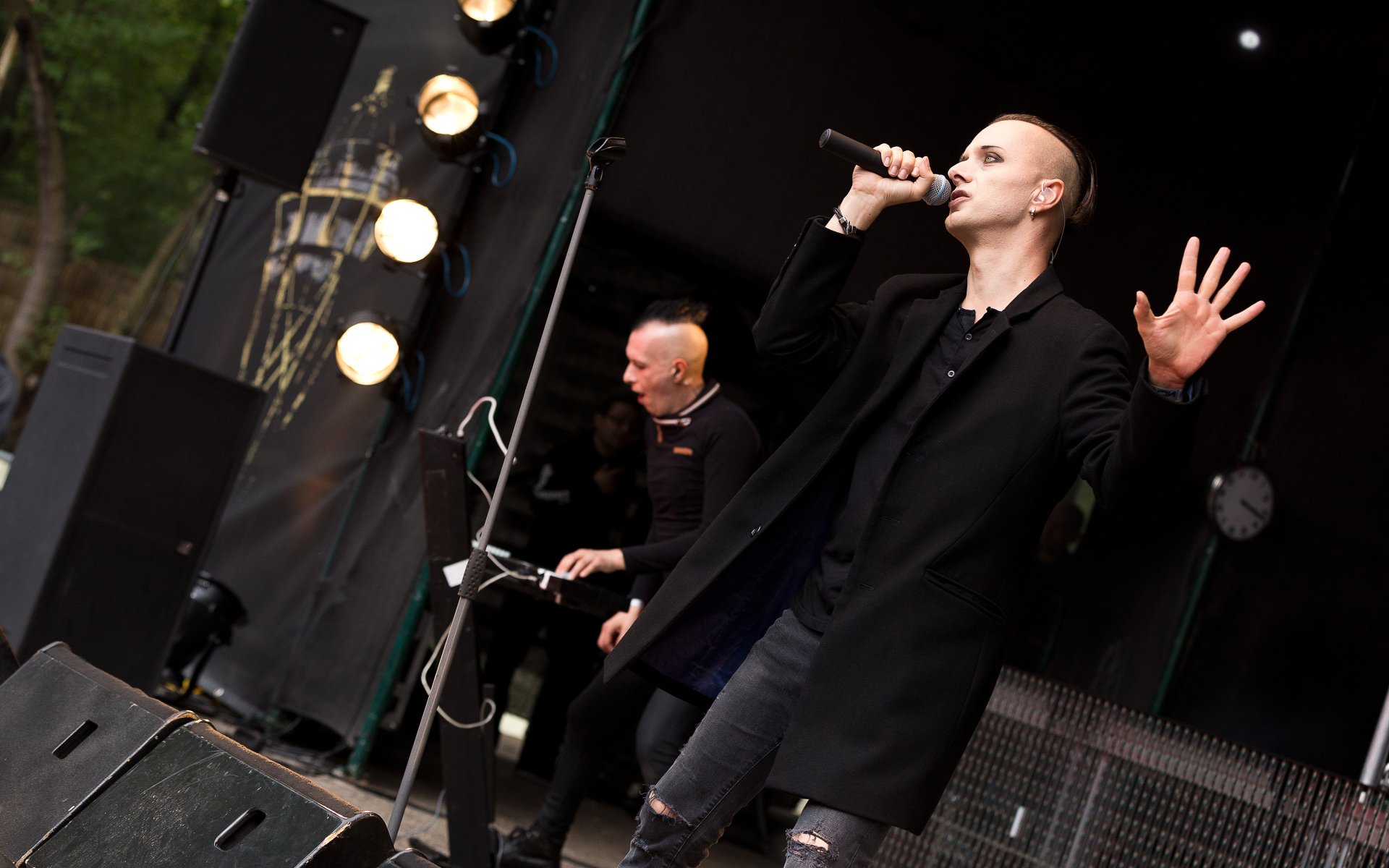 Music Solar Fake 4k Ultra HD Wallpaper by Stefan Bollmann