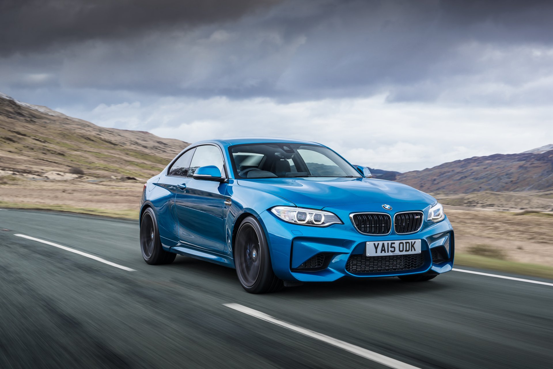 BMW M2 4K Ultra HD: Stylish Power on the Open Road