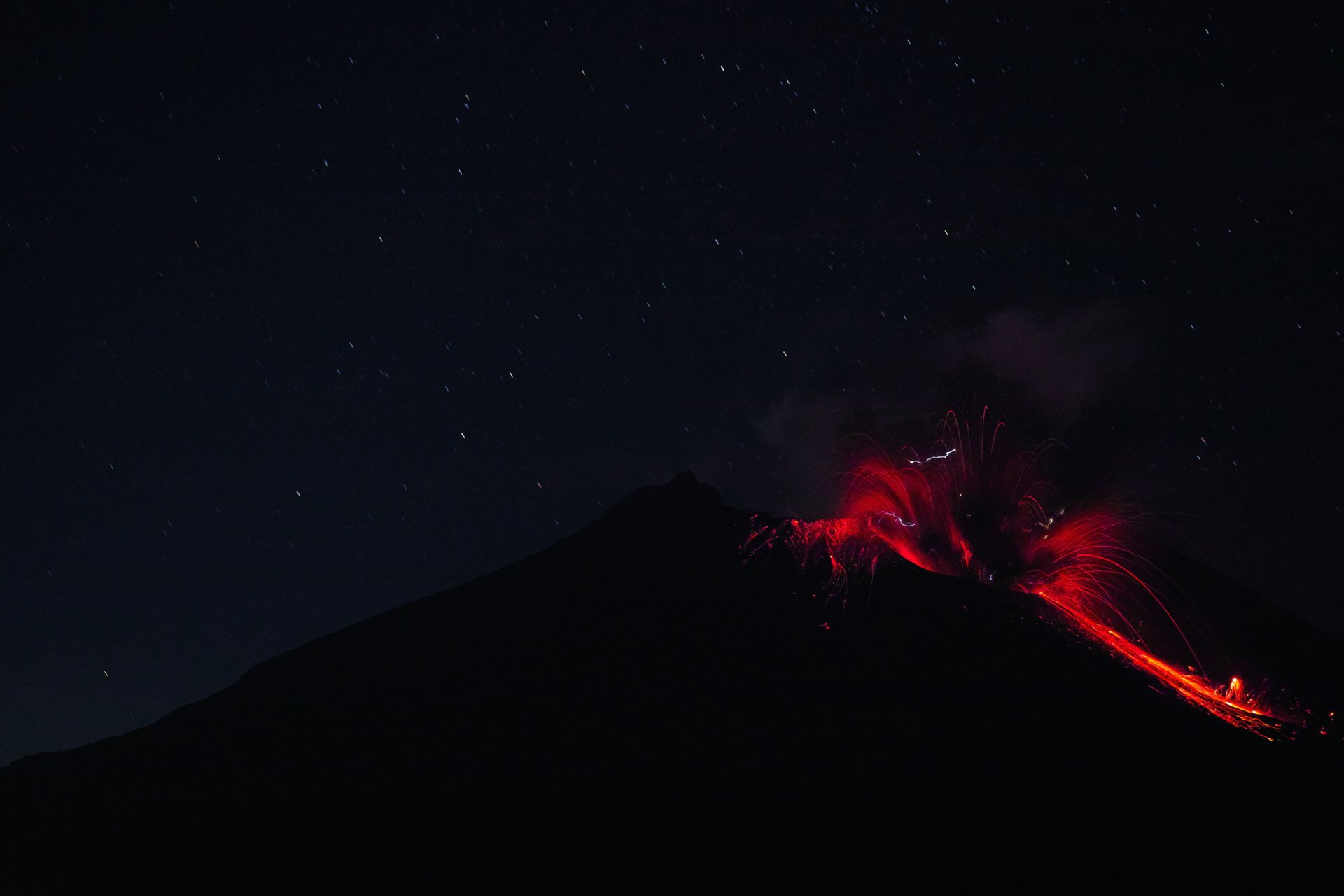 Download Lava Night Nature Volcano HD Wallpaper