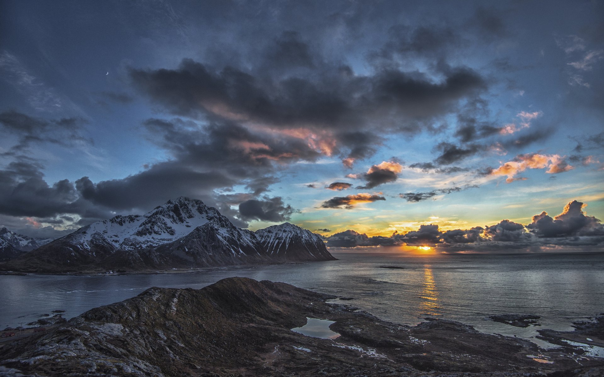 Serene Mountain Sunset Over Tranquil Lake Horizon - HD Nature Wallpaper ...