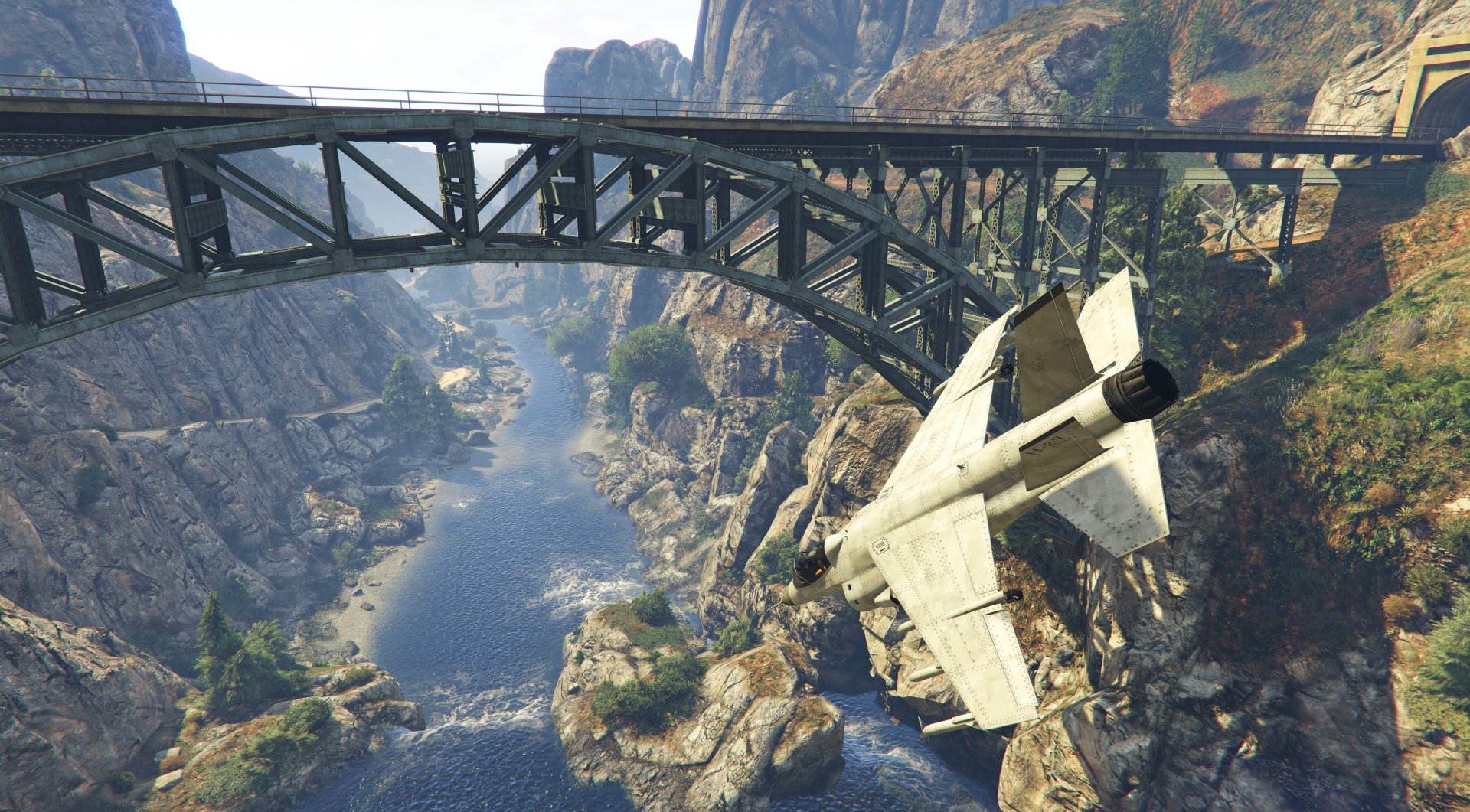 GTA V 8K Ultra HD: High-Flying Action Over Stunning Canyon Bridge
