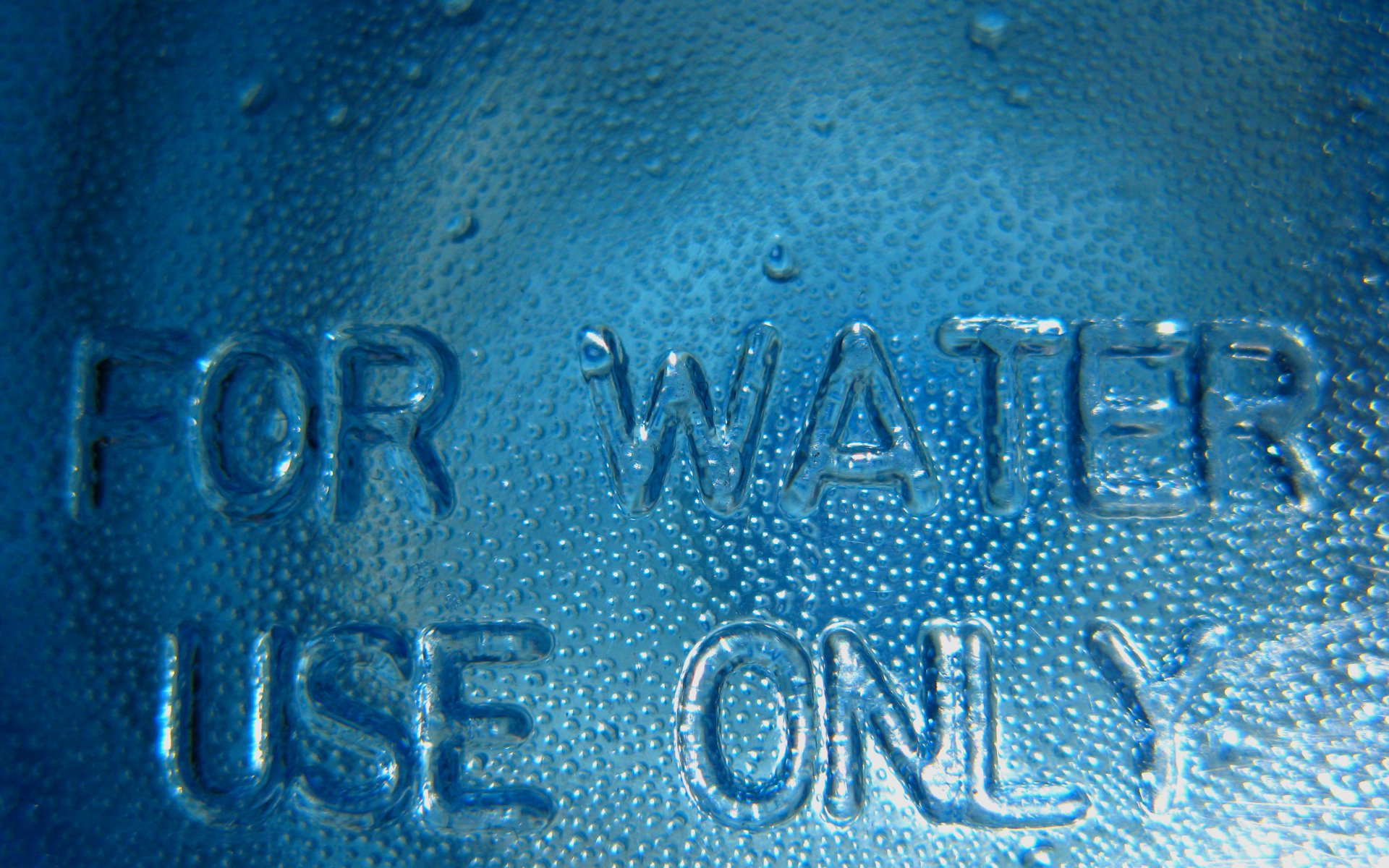 Pure Nature’s Call: HD Water Essence Wallpaper