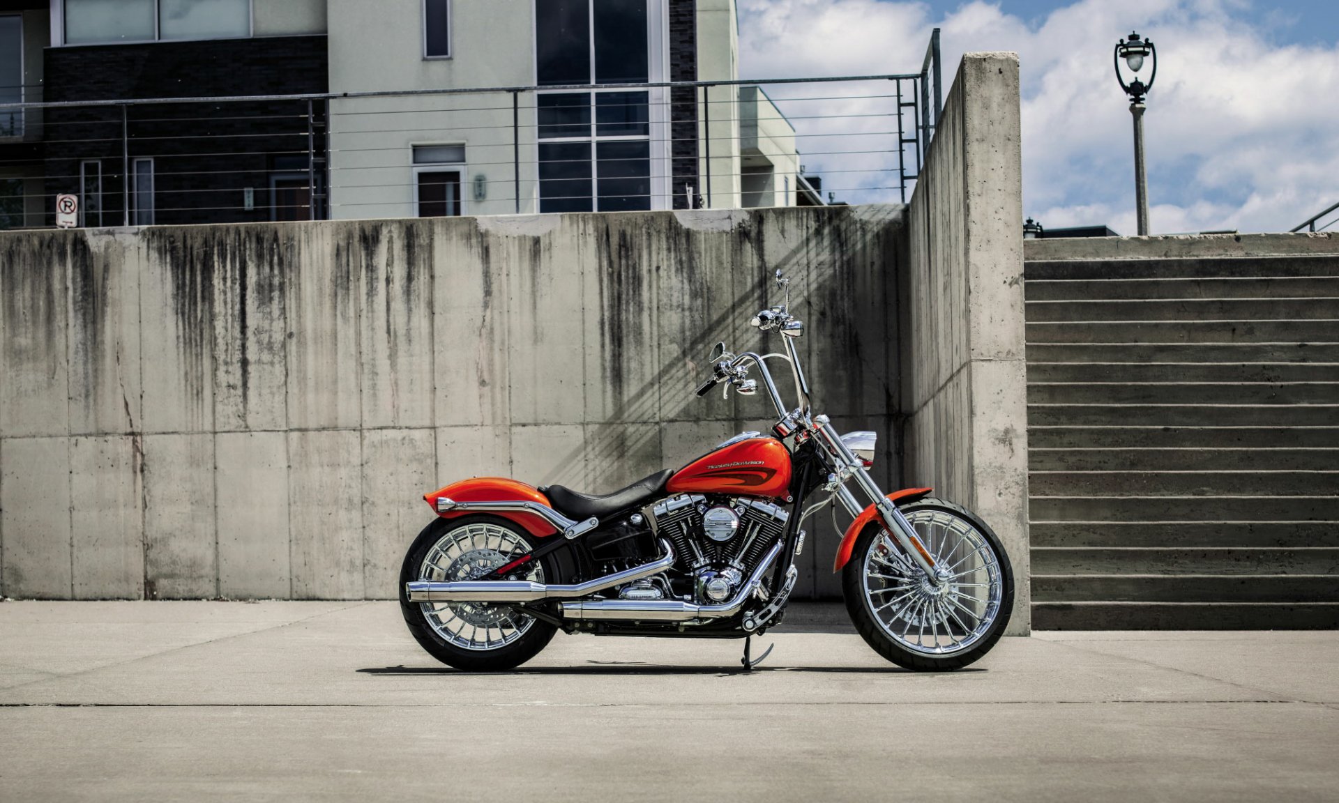 Harley-Davidson Breakout - Desktop Wallpapers, Phone Wallpaper, PFP ...