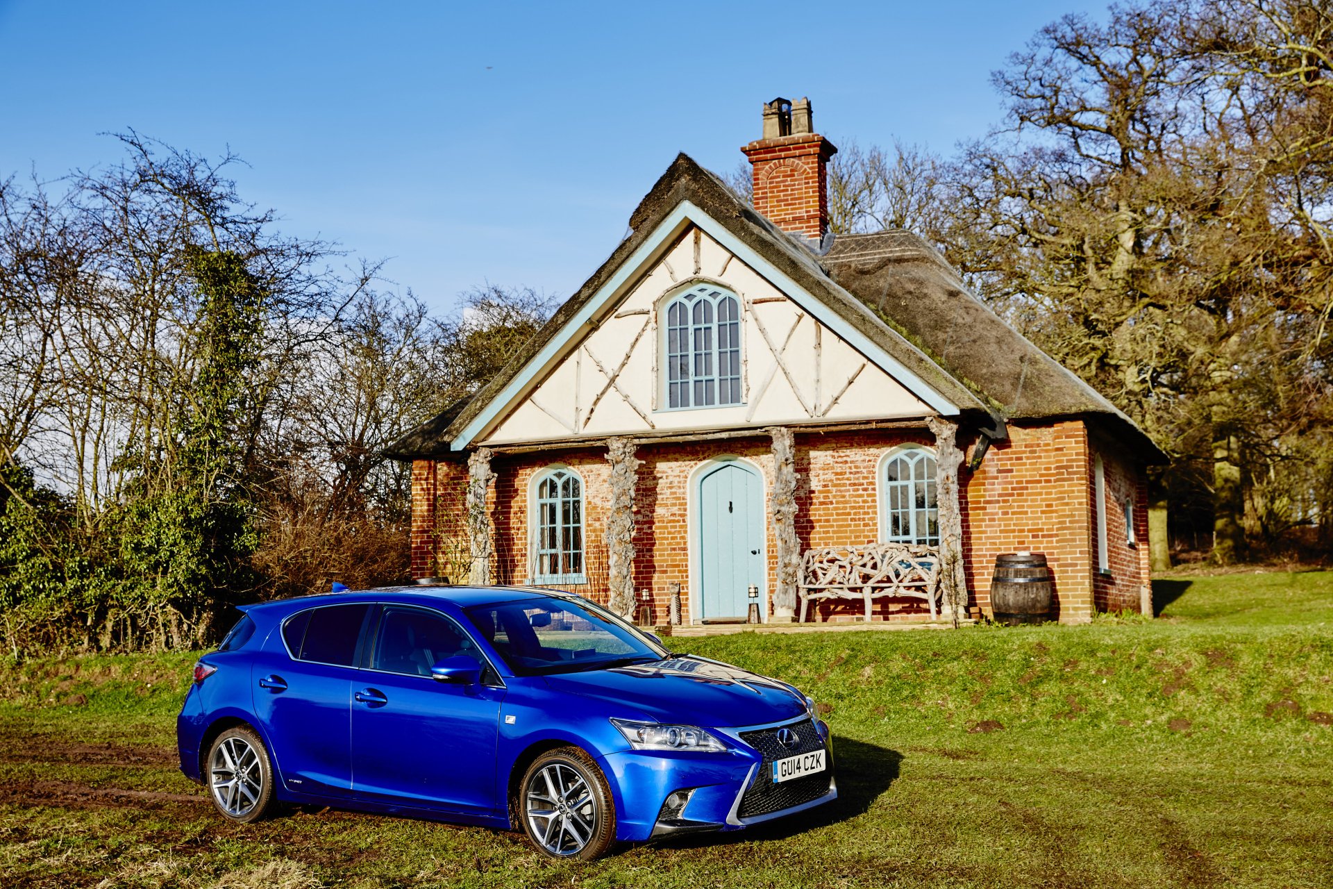 Download House Car Compact Car Lexus CT Vehicle Lexus 4k Ultra HD Wallpaper