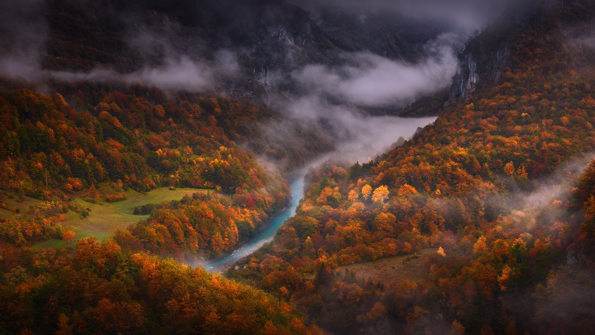 Mist-Kissed Autumn River Valley: Stunning Aerial Fall Landscape Wallpaper