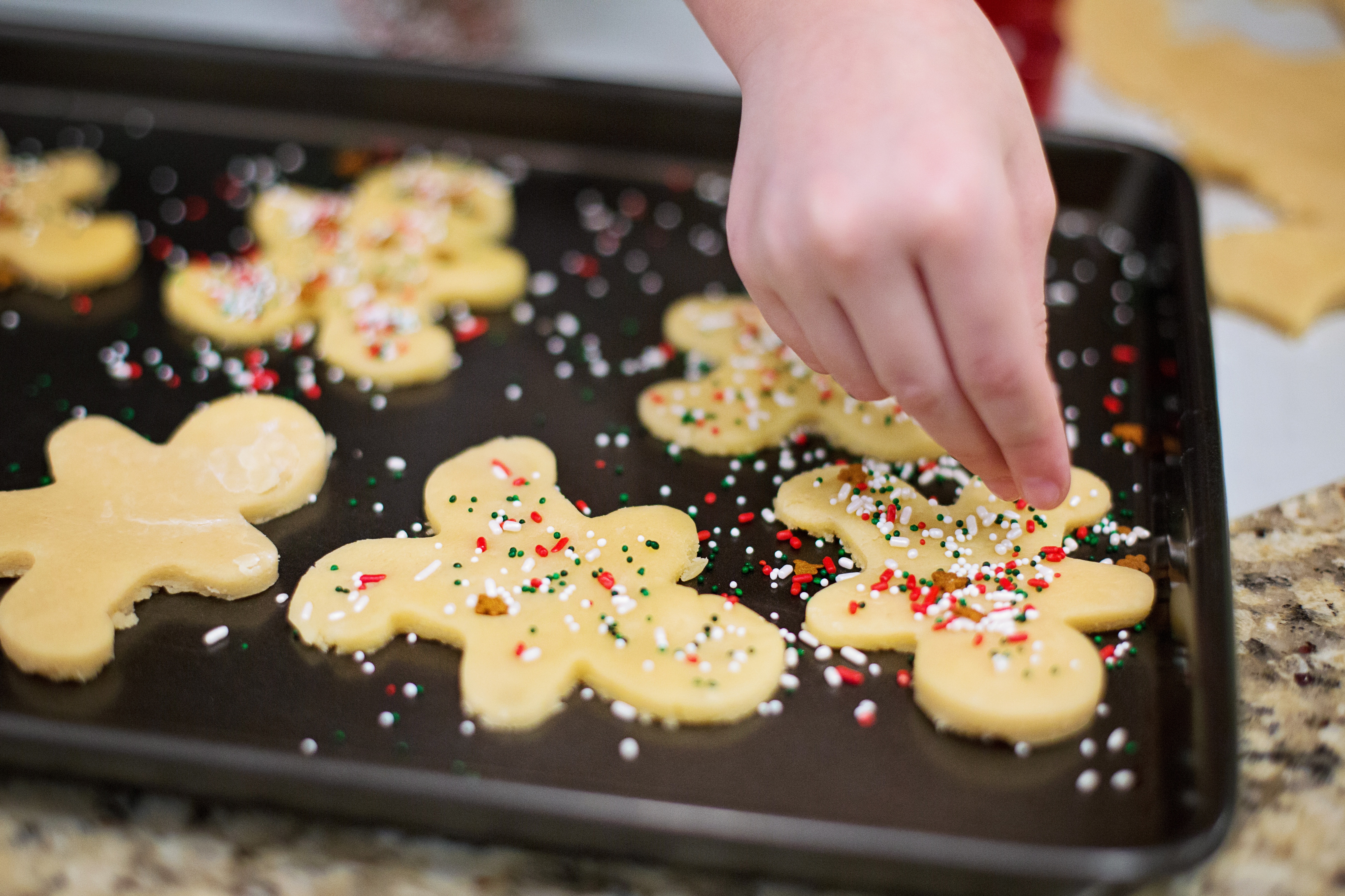 Festive Christmas Cookie Decorating | 4K Ultra HD Holiday Wallpaper