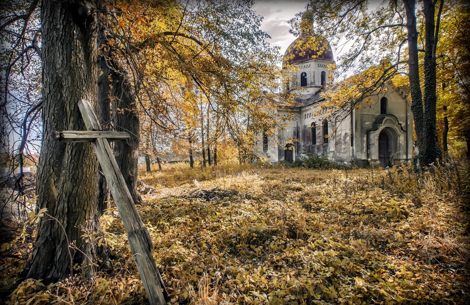 Autumn Serenity: Cross and Church Amidst Golden Fall Trees – HD Wallpaper