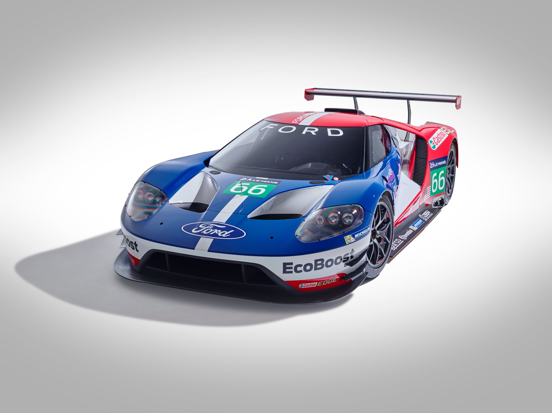 Ford GT Supercar: 4K Ultra HD Race Icon
