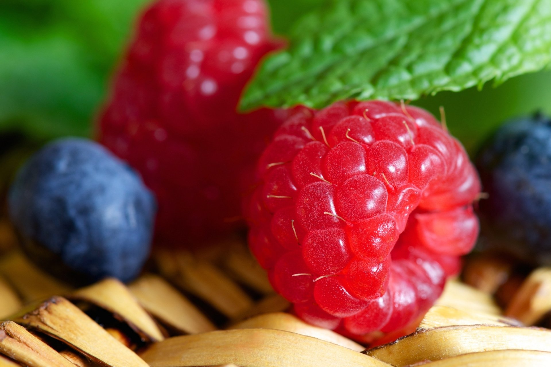 Food Berry HD Wallpaper