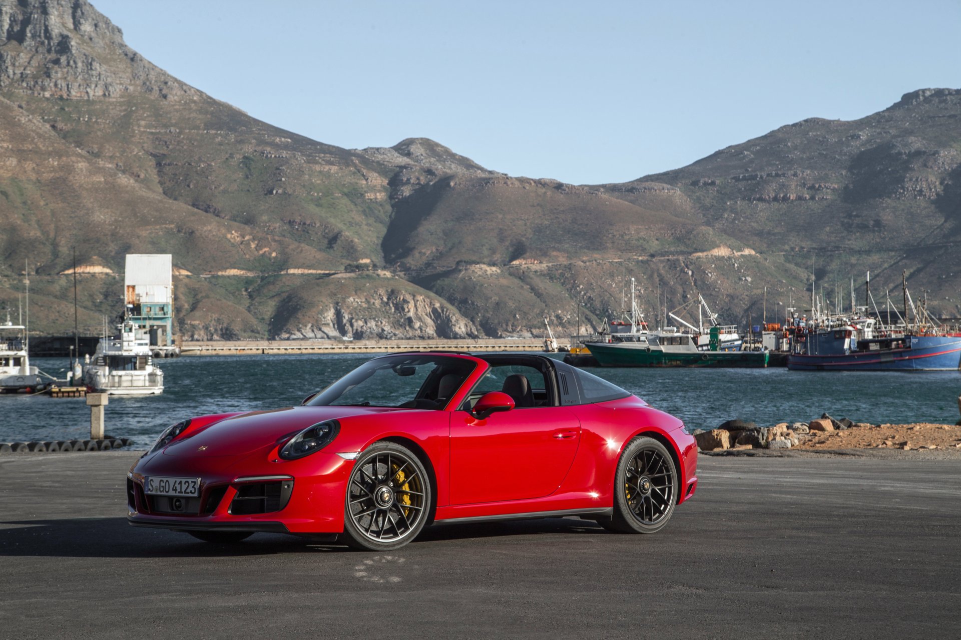 Porsche 911 Targa Ultra HD: Iconic Red Sports Car Against Mountain ...
