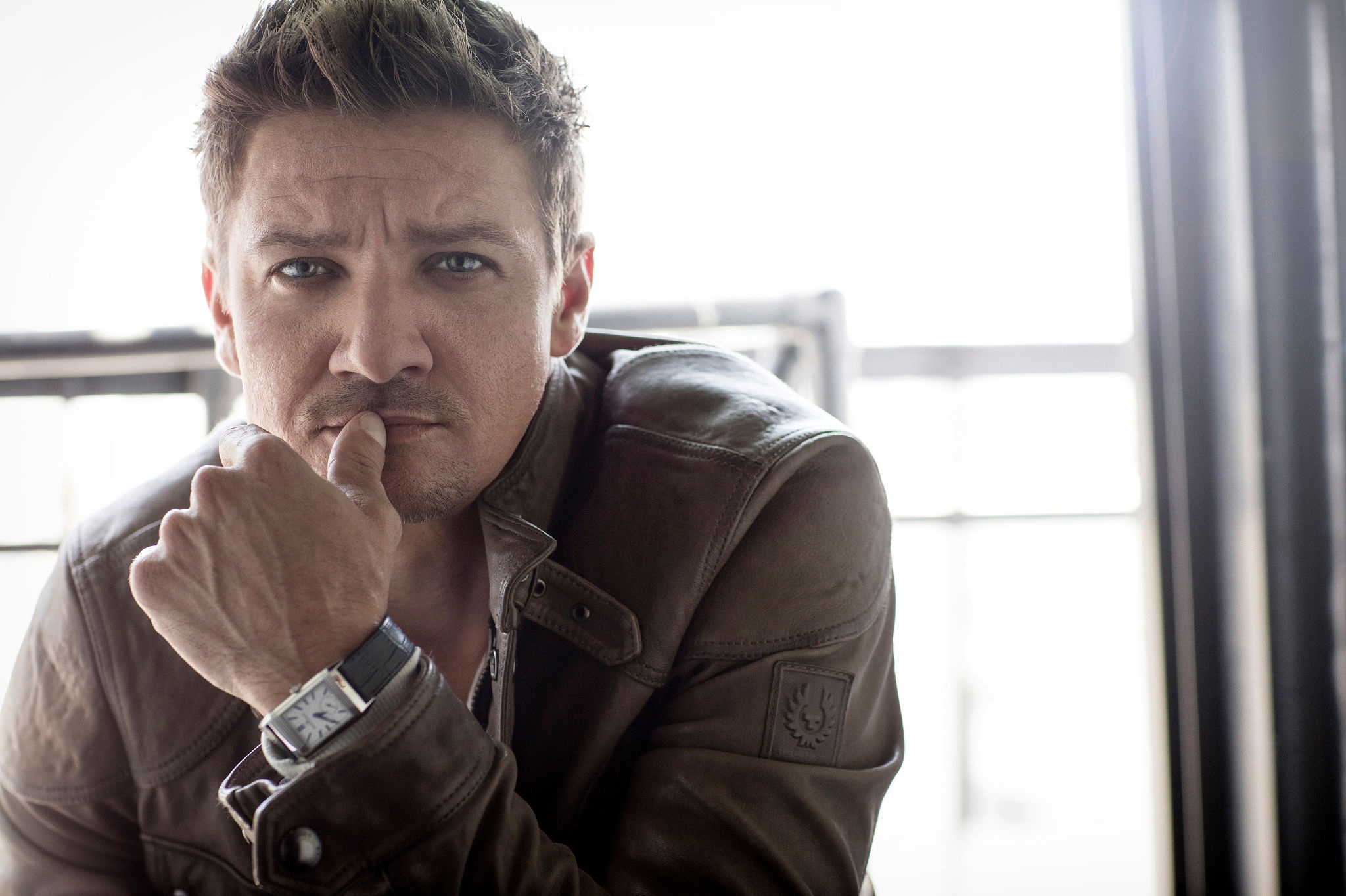 Jeremy Renner HD Wallpaper