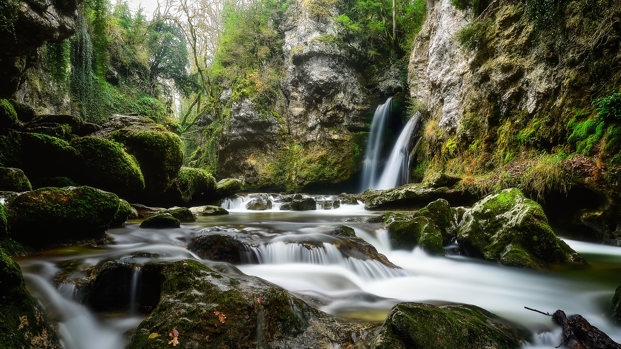Download Moss River Nature Waterfall HD Wallpaper