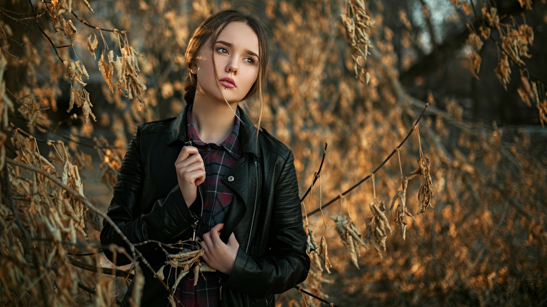 Stunning Portrait of Lada Chernysheva: Depth of Field & Piercing Gaze ...