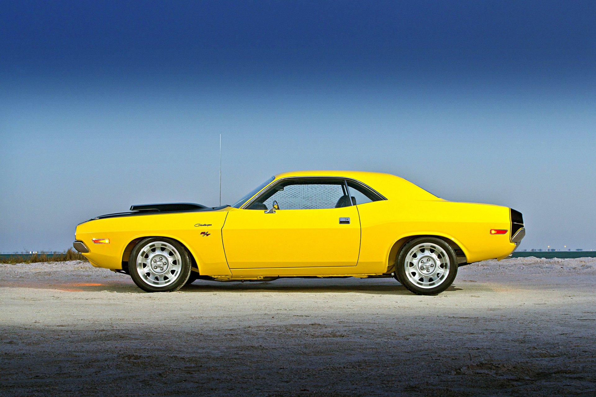 Download Muscle Car Hot Rod Mopar Vehicle Dodge Challenger HD Wallpaper