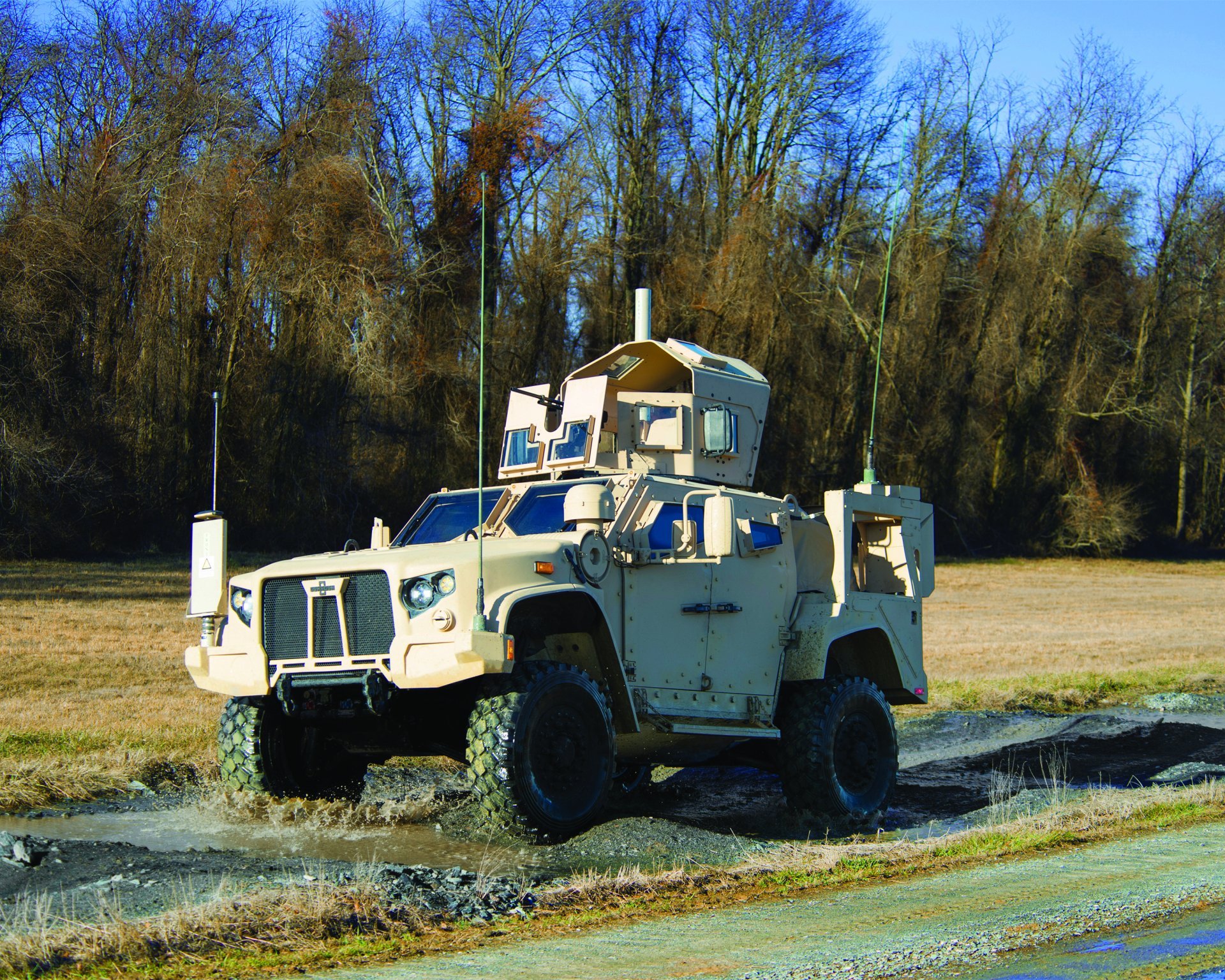 Download Oshkosh Defense Light Tactical Vehicle Joint Light Tactical ...
