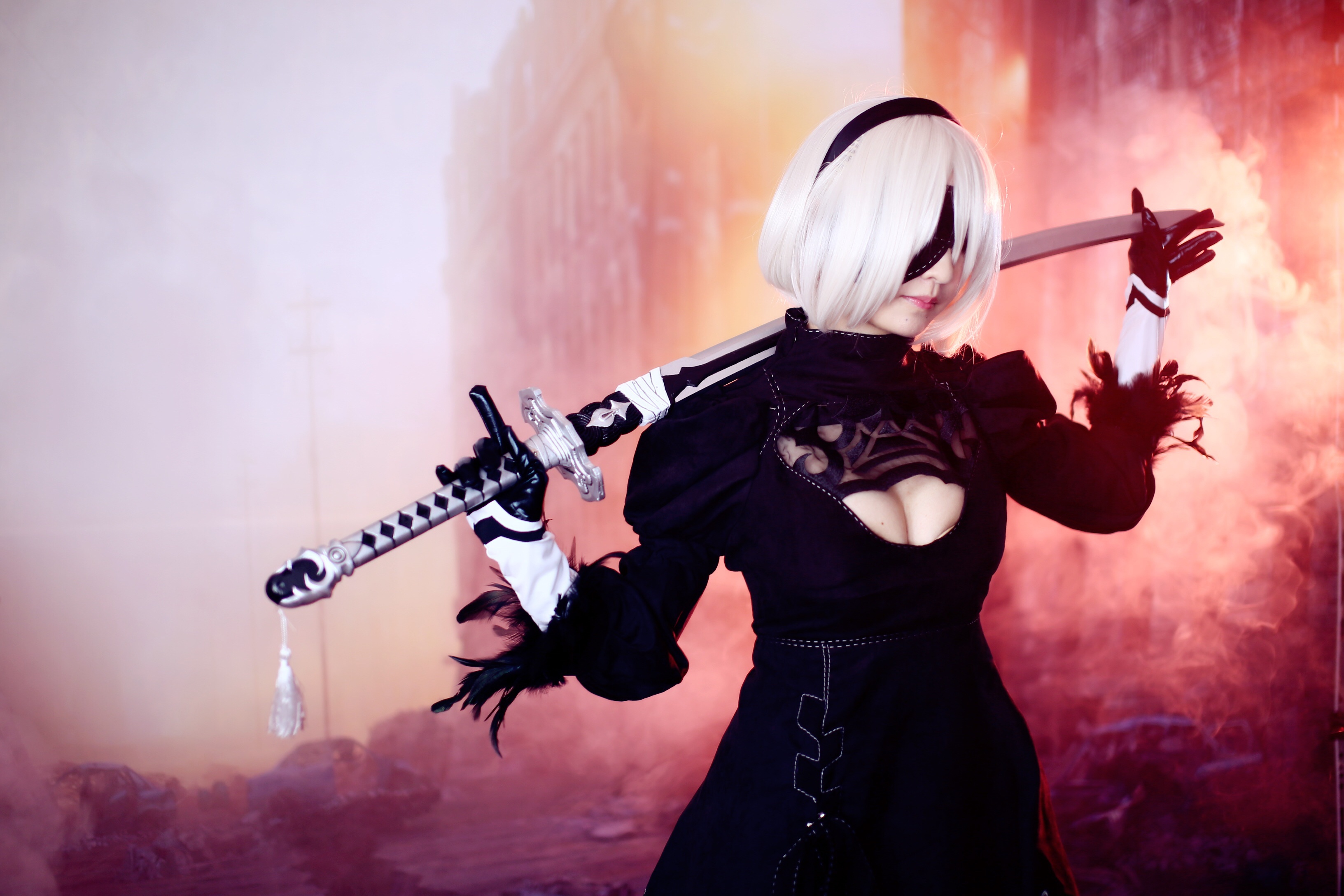 NieR: Automata Cosplay - Woman with Katana HD Wallpaper