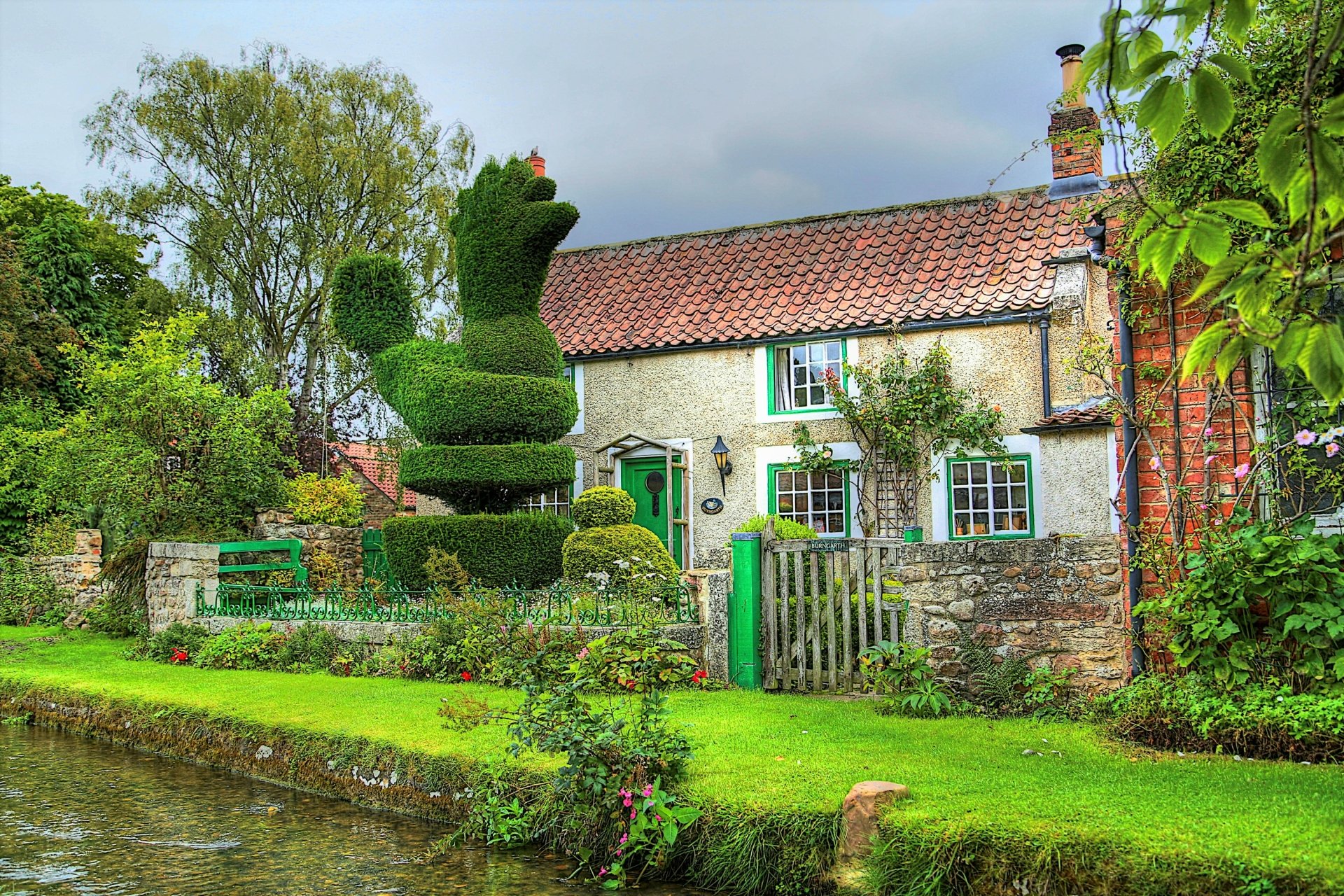 Download Topiary Fence Flower Tree Canal House Man Made Cottage HD ...