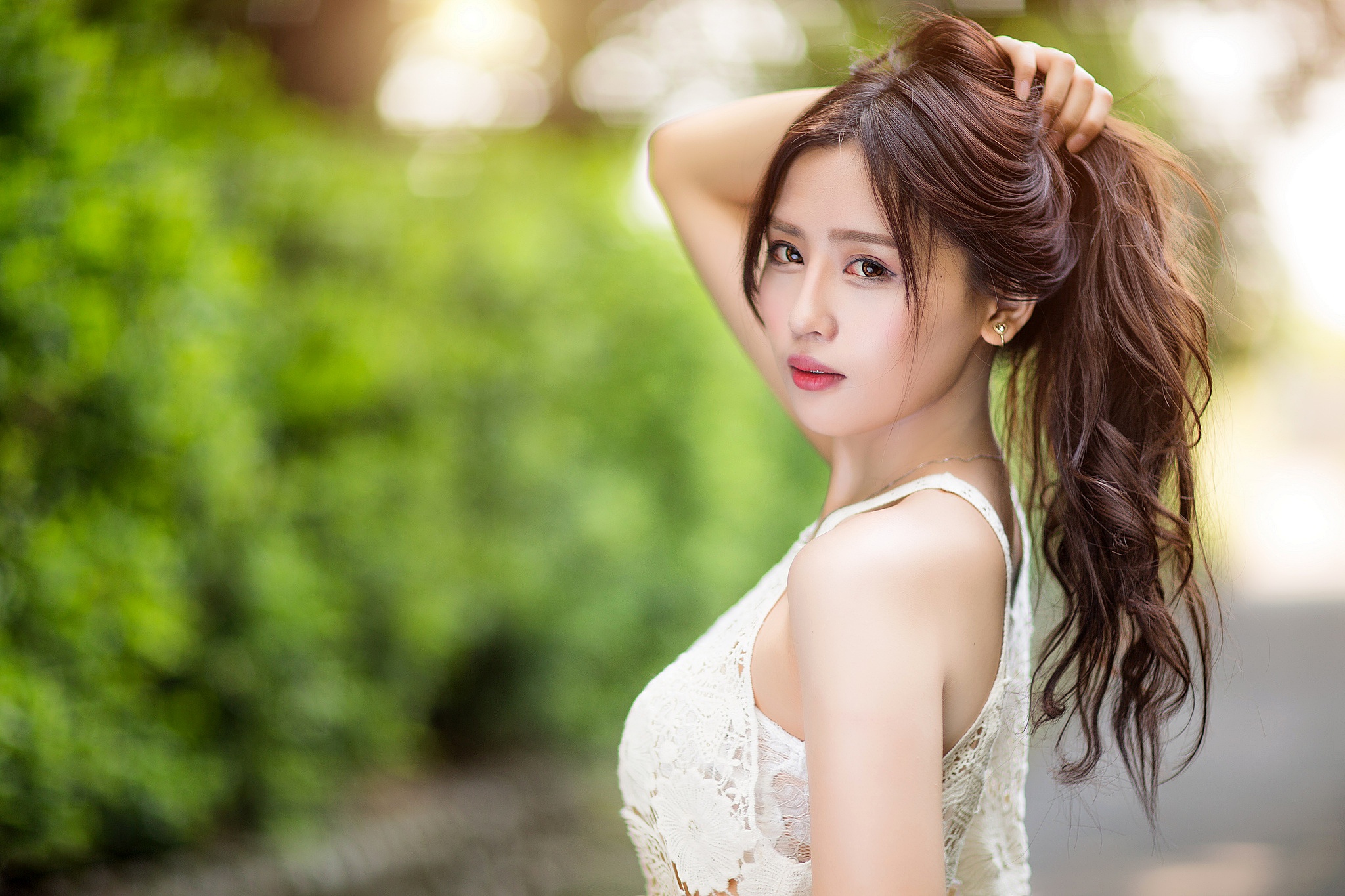 Download Brown Eyes Depth Of Field Brunette Model Woman Asian Hd Wallpaper