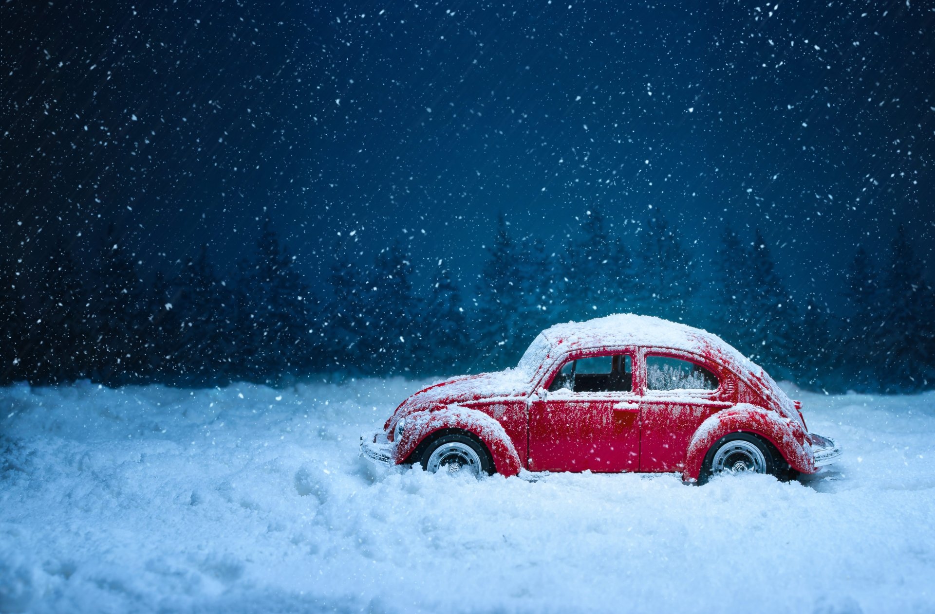4K Ultra HD Winter Wonderland: Snow-Covered Volkswagen Toy Car by ...
