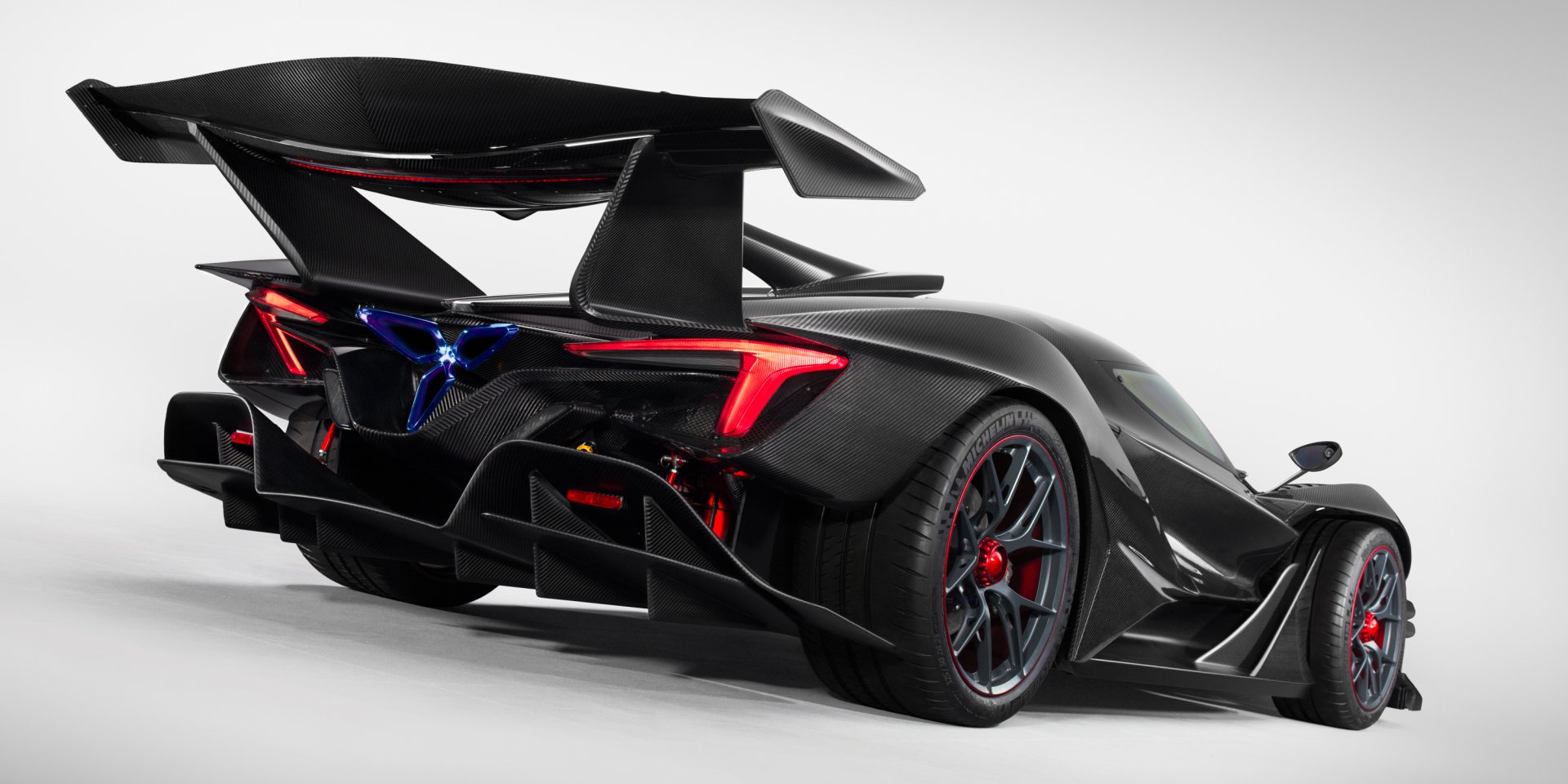 Apollo IE Hypercar — 2K Quad HD Wallpaper