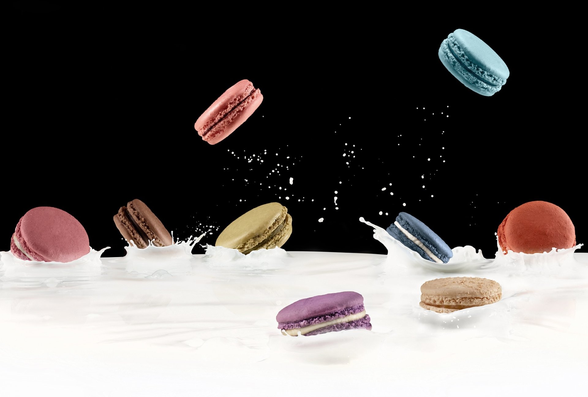 Macaron Delight: Sweet Colors Splashing in Fresh Milk – HD Wallpaper