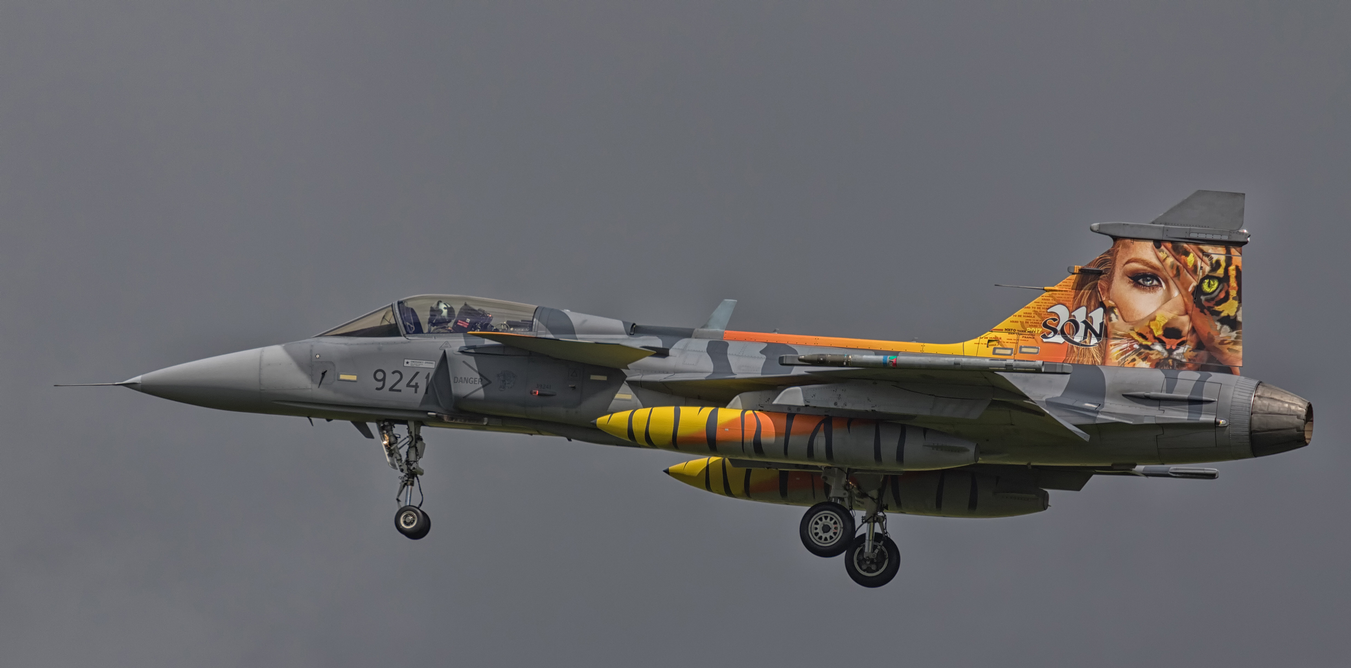 Saab Wallpaper Military Jas Saab JAS 39 Gripen Desktop Wallpapers,