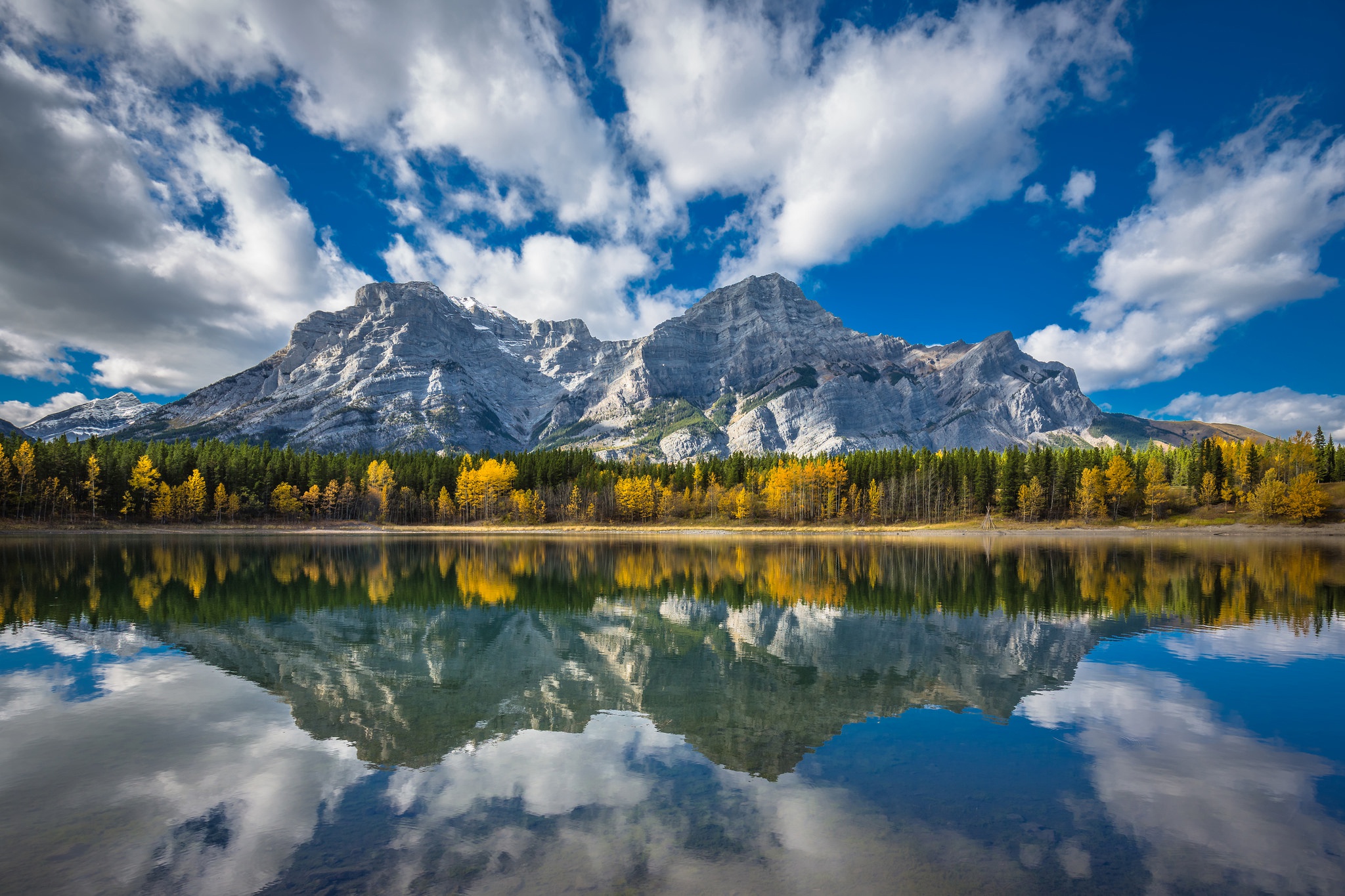 Download Cloud Mountain Lake Nature Reflection HD Wallpaper