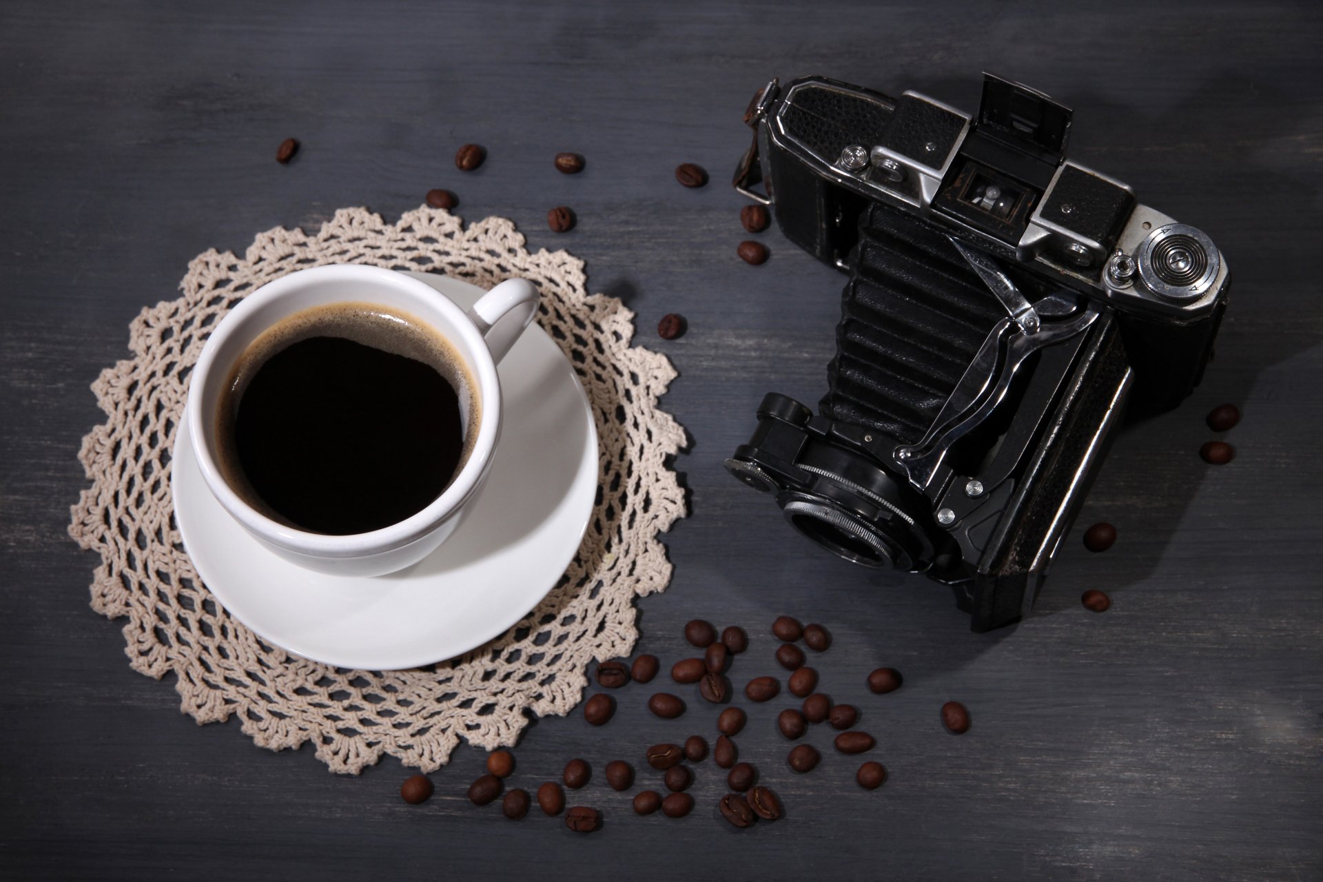 Vintage Vibes: 4K Ultra HD Coffee & Classic Camera Still Life