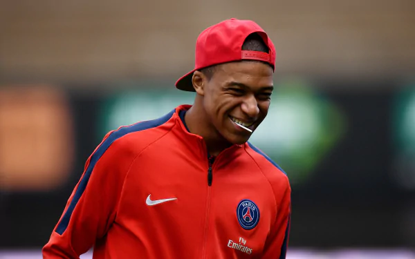 4K Ultra HD Wallpaper: Real Madrid Stars Kylian Mbappé & Jude ...