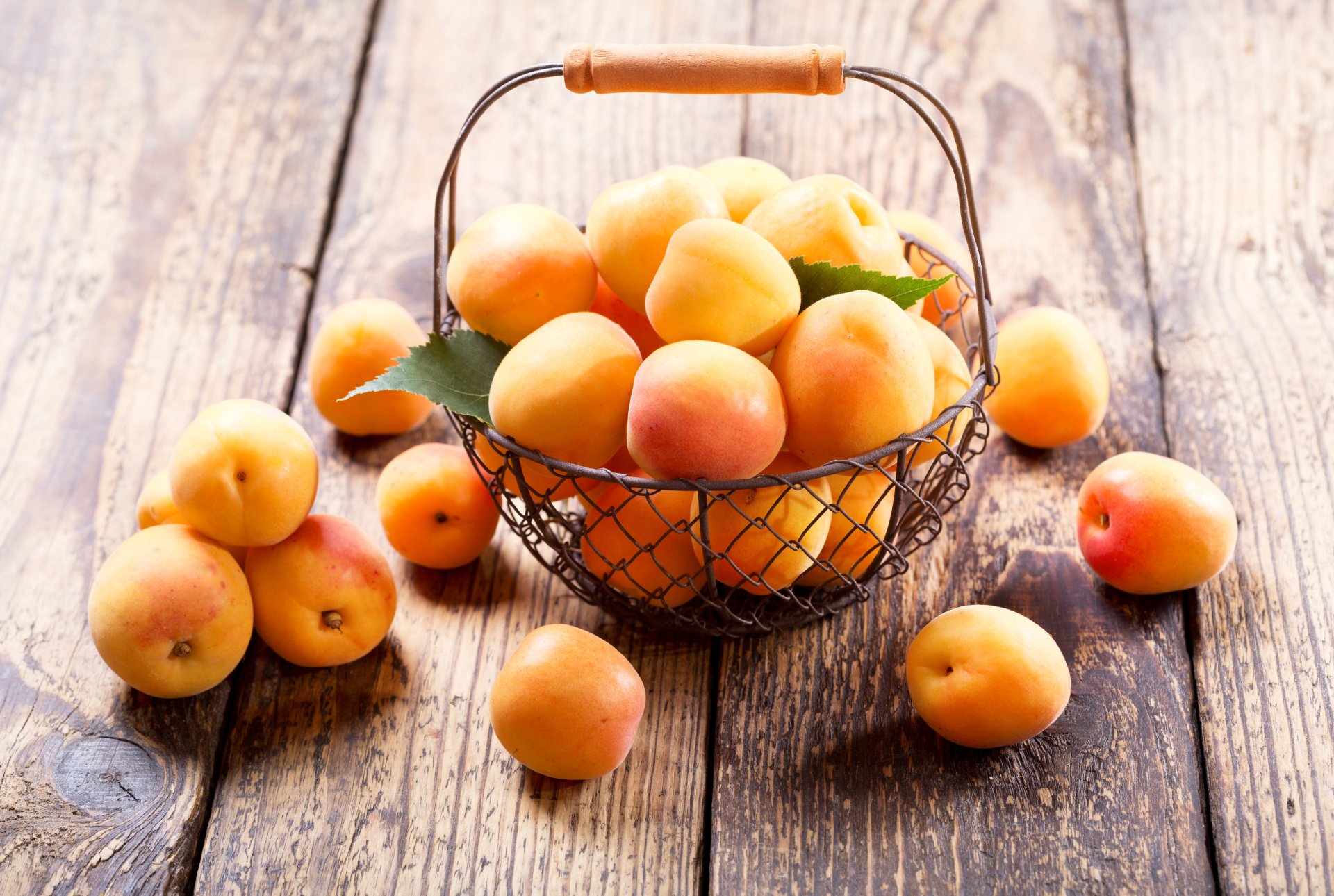 Download Still Life Fruit Food Apricot 4k Ultra HD Wallpaper