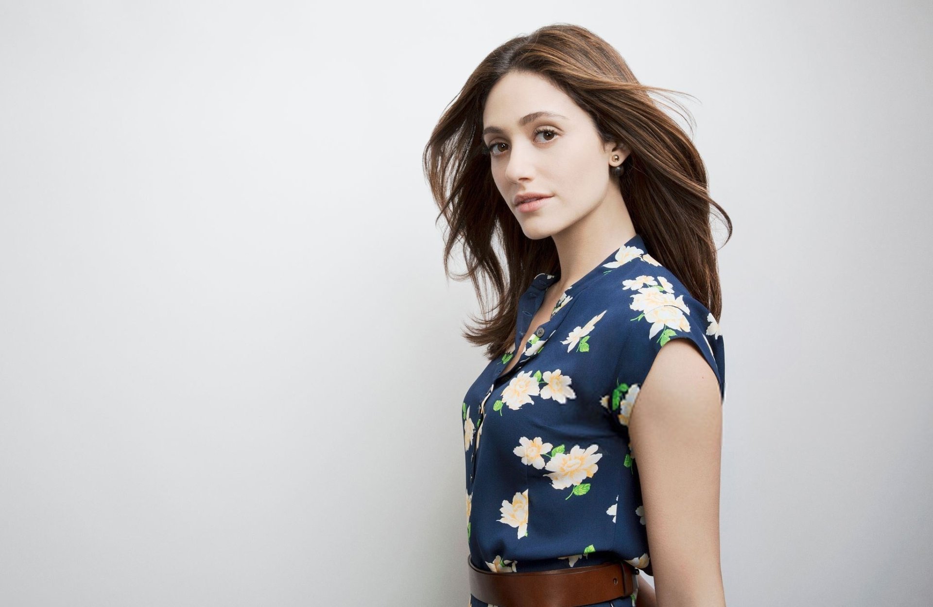Emmy Rossum: Stunning American Actress with Brown Eyes – HD Celebrity ...