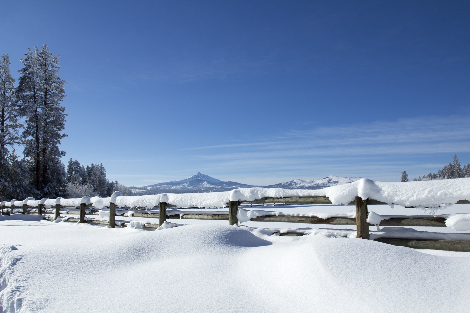 Oregon Winter Wonderland: Snow-Covered Fence in HD Clarity by skeeze