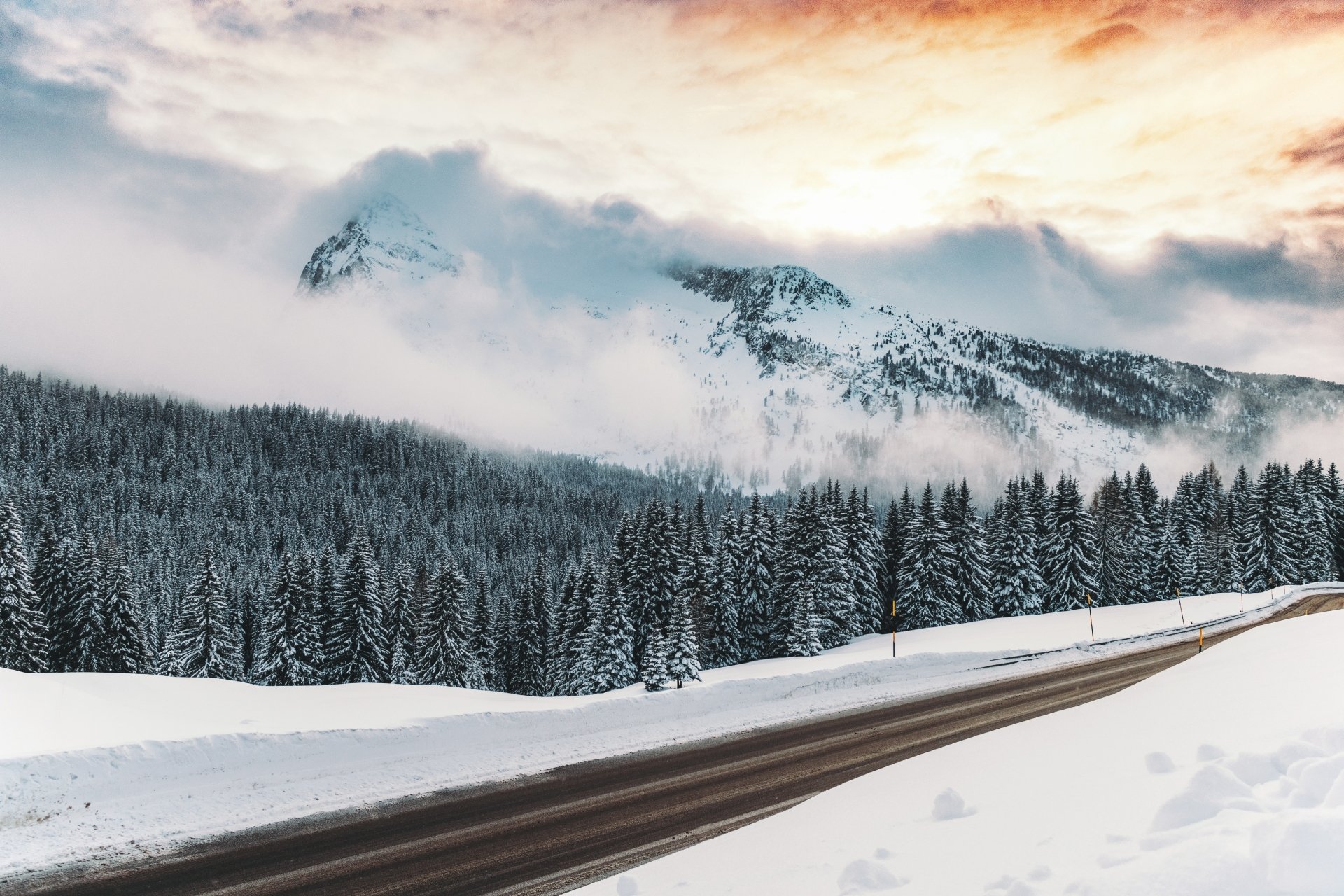 Winter Road Escape | 4K Ultra HD Winter Photography Wallpaper ...